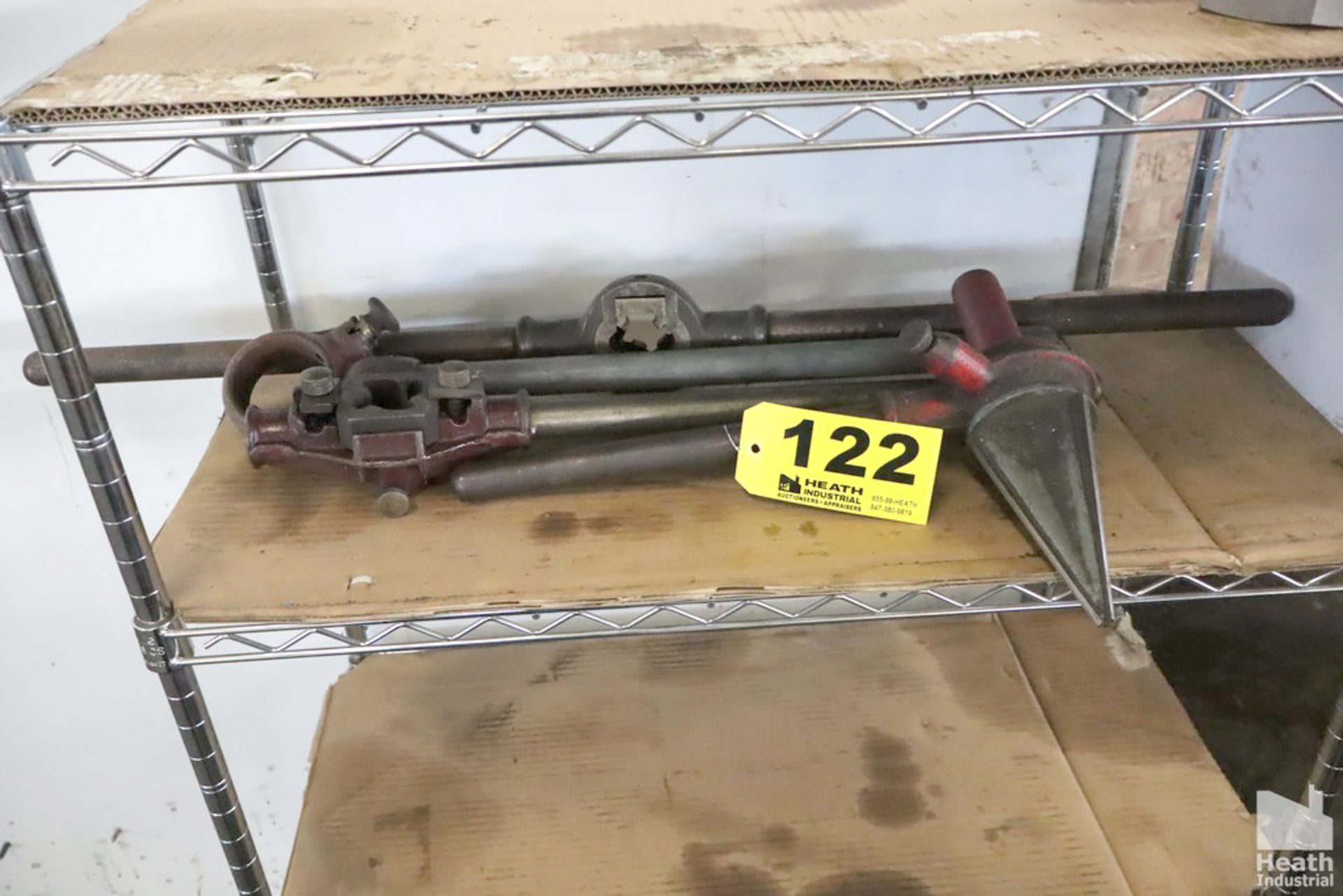 ASSORTED HAND THREADERS AND PIPE REAMER