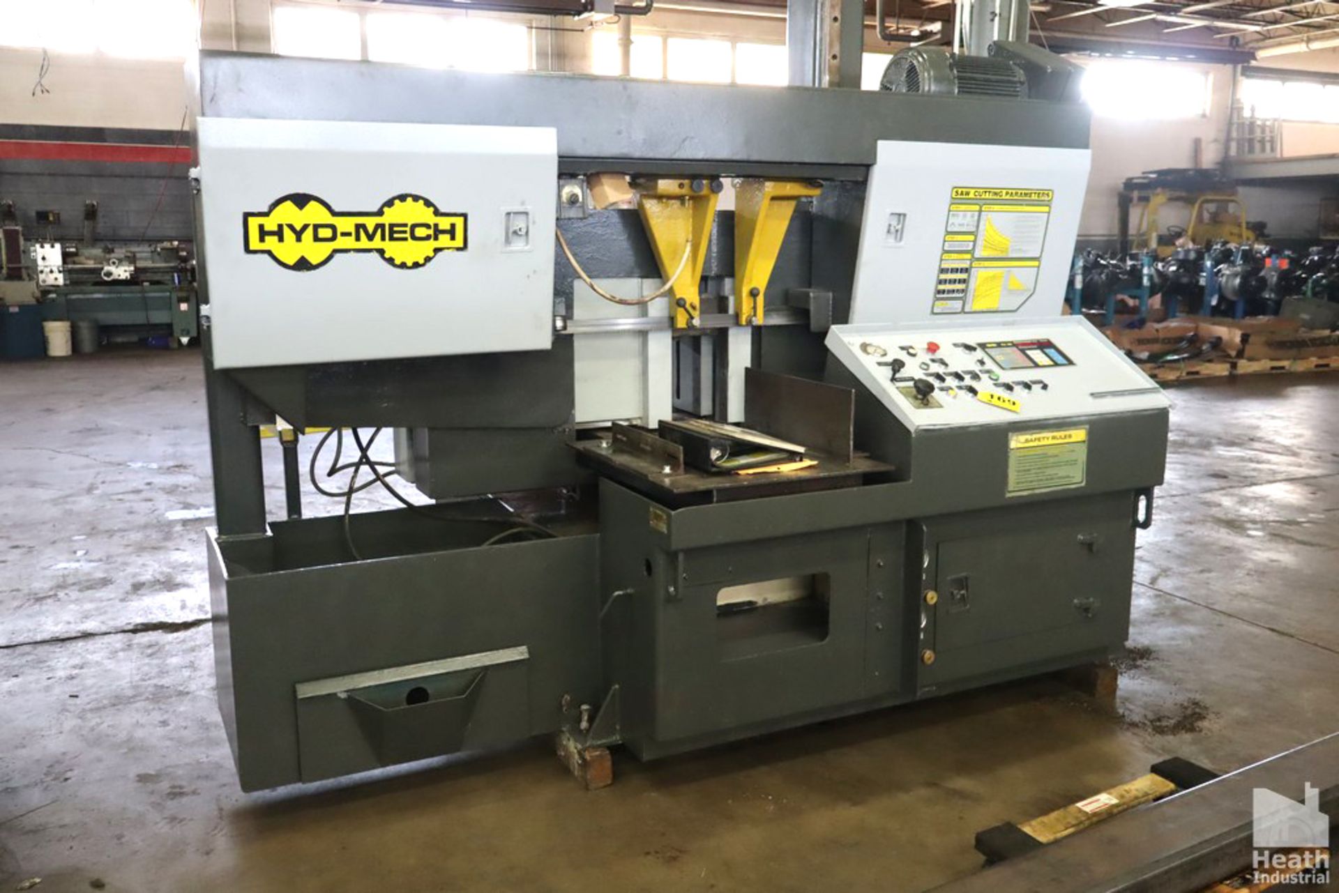 HYD-MECH MODEL H16A AUTOMATIC BANDSAW WITH CHIP CONVEYOR S/N B0895065H ...