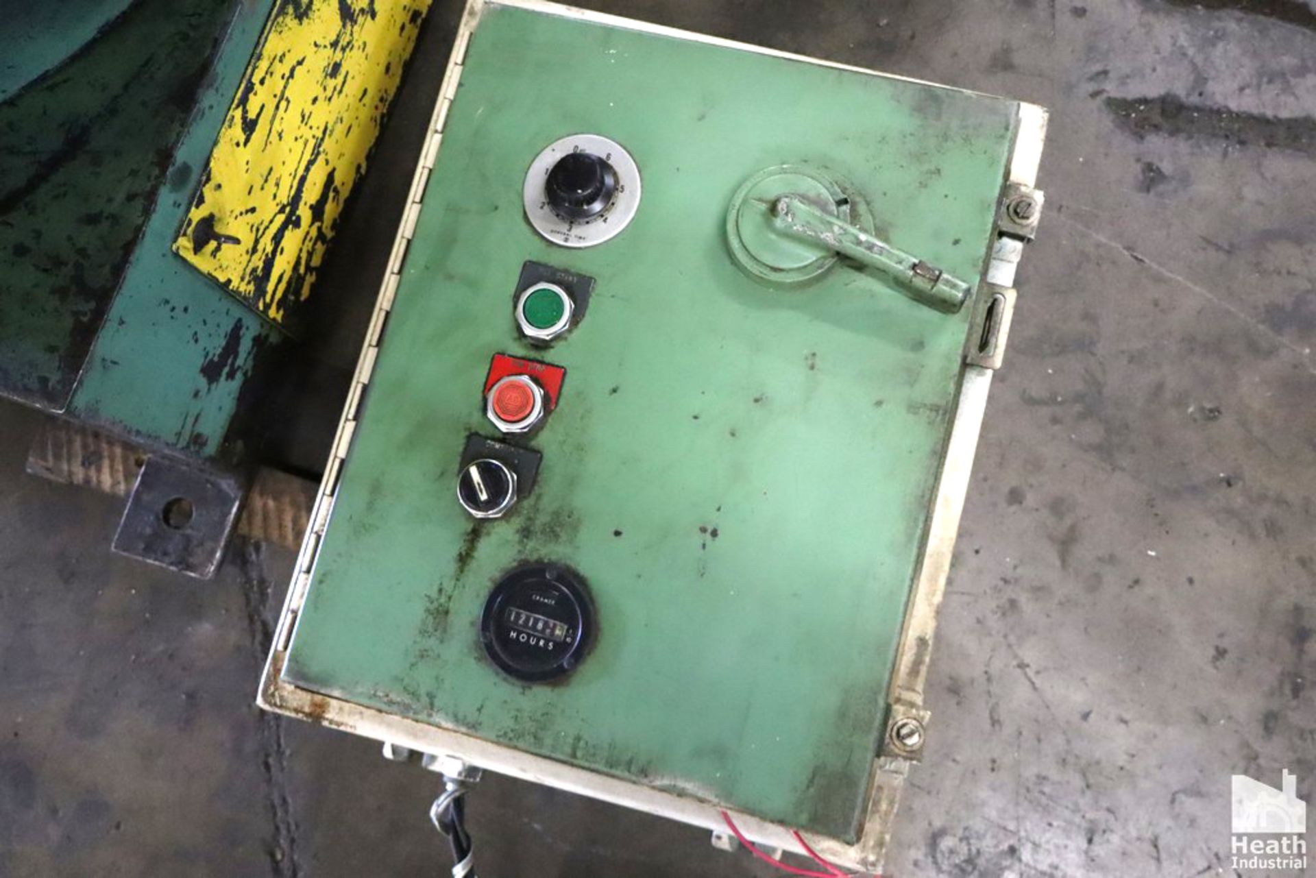 ROTO-FINISH/ ULTRAMATIC 5 CUBIC FT. VIBRATORY FINISHING MILL MODEL SVB ...