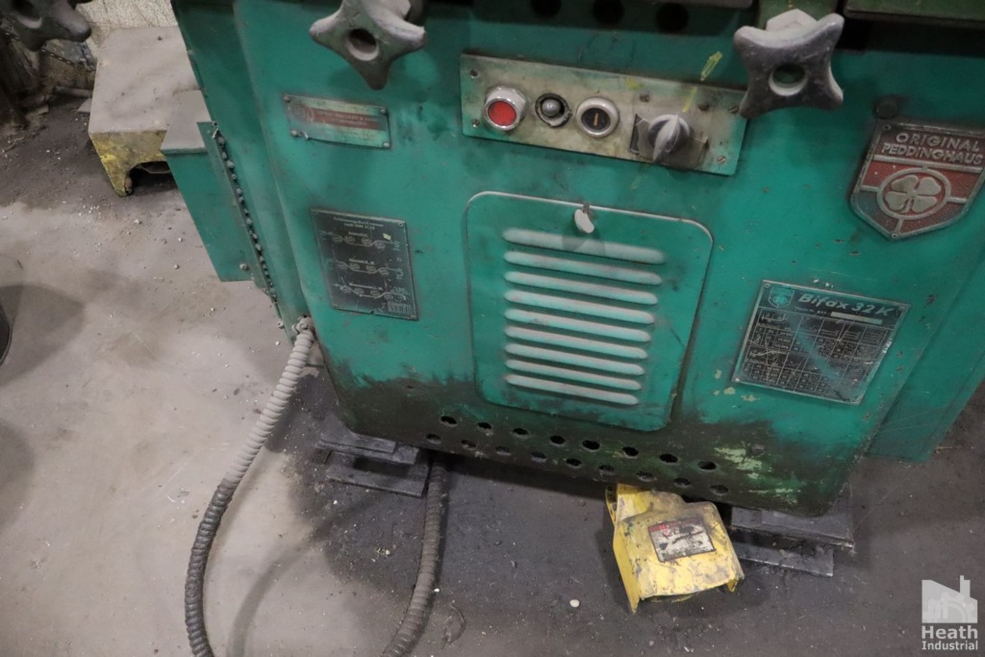ORIGINAL PEDDINGHAUS MODEL BIFAX32K REBAR BENDER, S/N 433B051