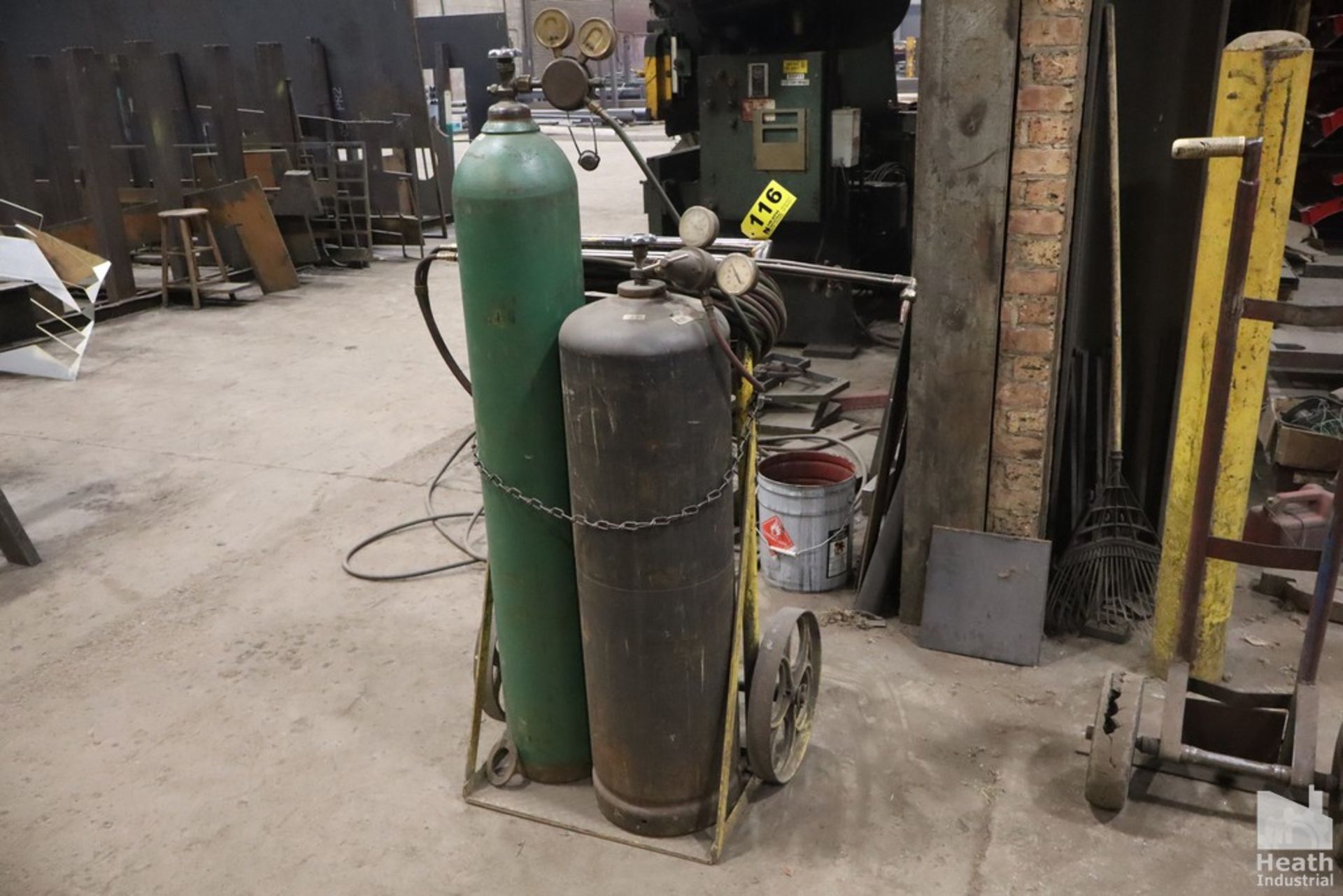 TORCH CART WITH TORCH HOSE AND REGULATORS (NO TANKS)