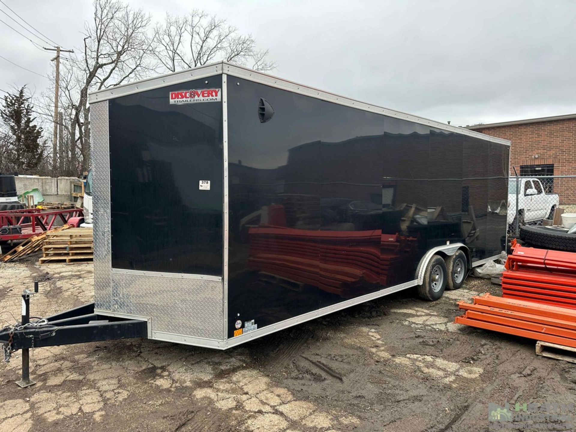 2024 DISCOVERY 25' TANDEM AXLE V-NOSE ENCLOSED TRAILER, MODEL ...