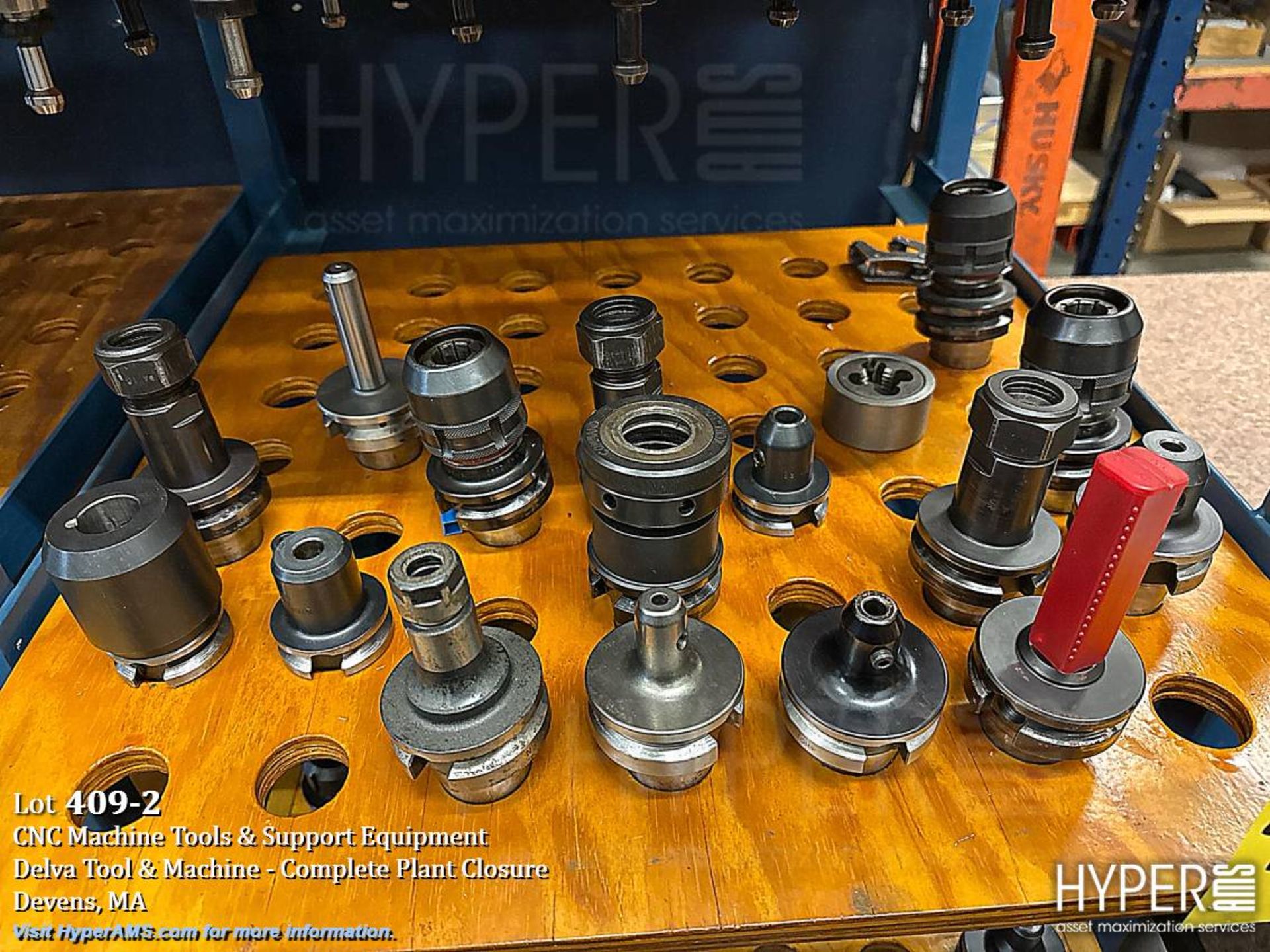 BT 40 and BT 35 tool holders, approx. 30