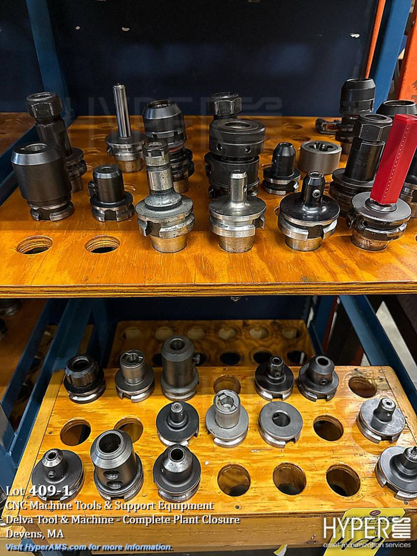 BT 40 and BT 35 tool holders, approx. 30