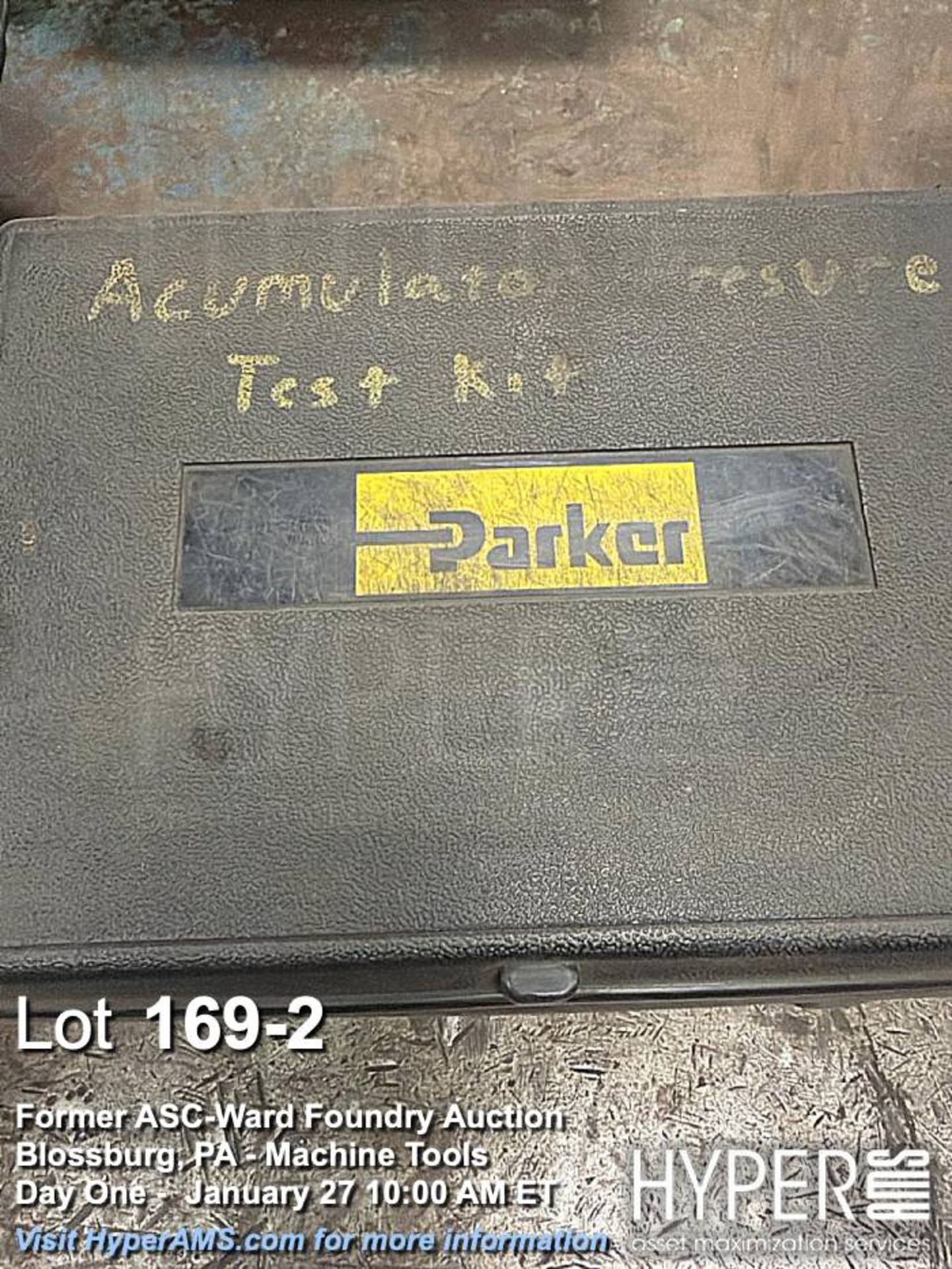 Parker Hydraulic Accumulator Pressure Test Kit, Analog Gauge, Pressure ...