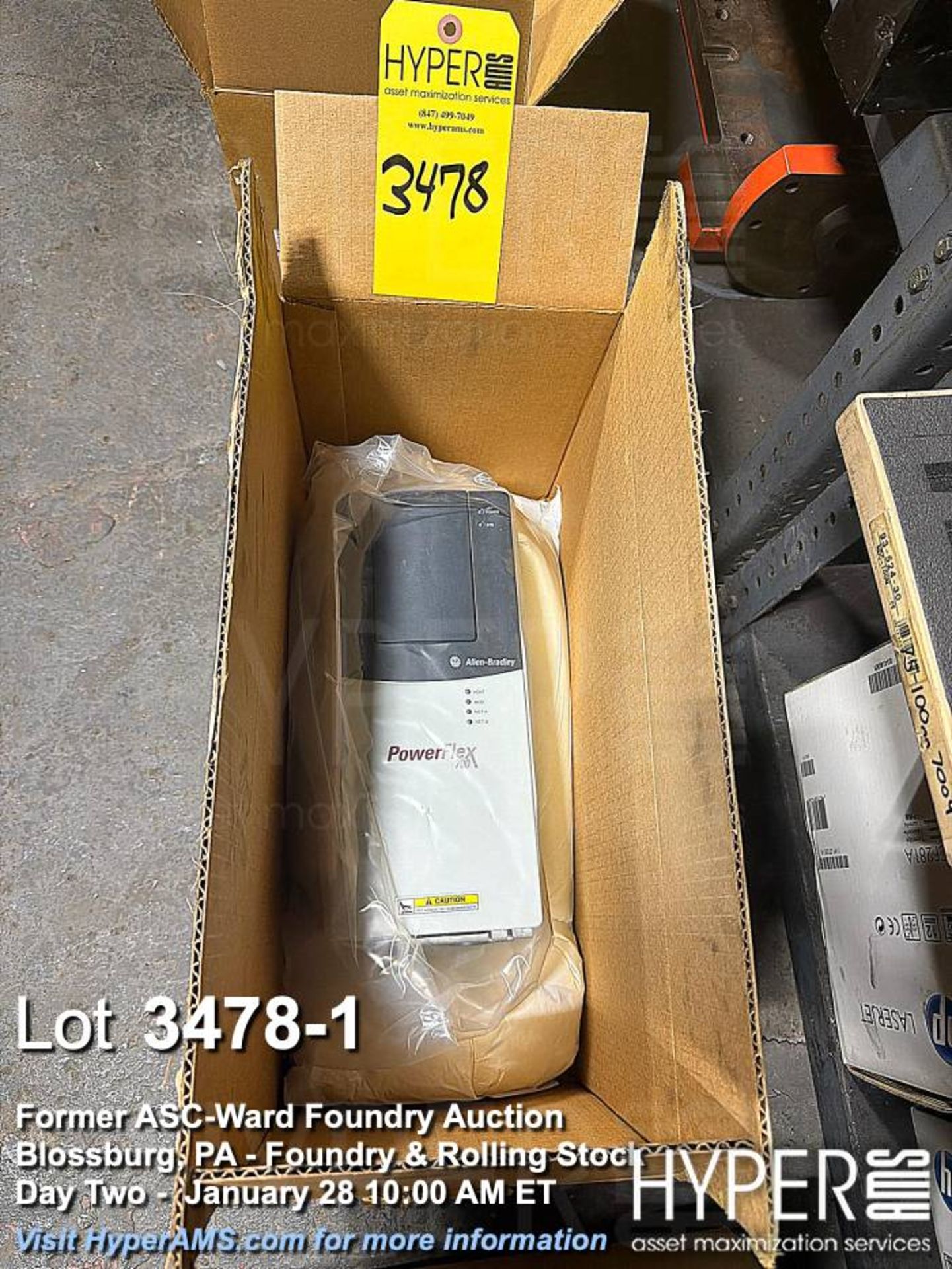 Allen-Bradley PowerFlex 700 AC Drive, 240VAC input, 5 HP power, and 16. ...