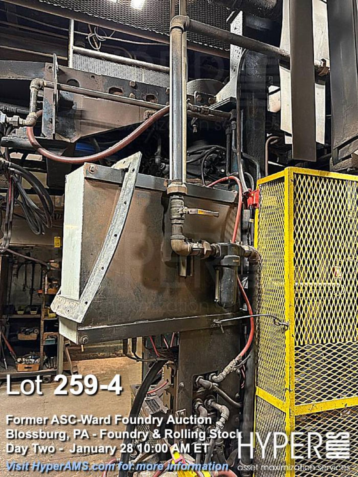 Osborn core machine with controls and hydraulic system