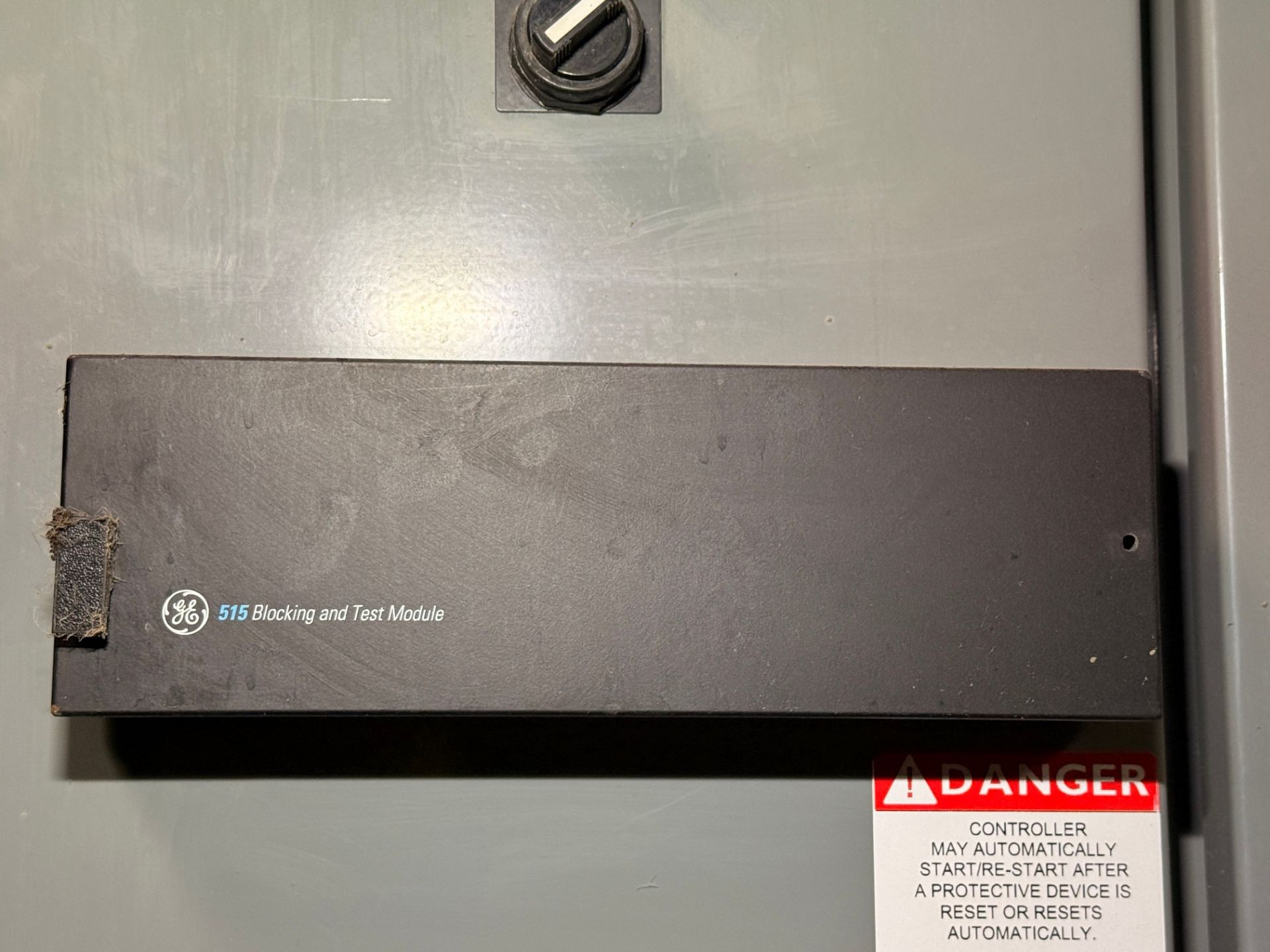 ALLEN-BRADLEY BREAKER 5000 V Max. 300 Amps, 3-phase, 1200 Amps 60 Hz ...