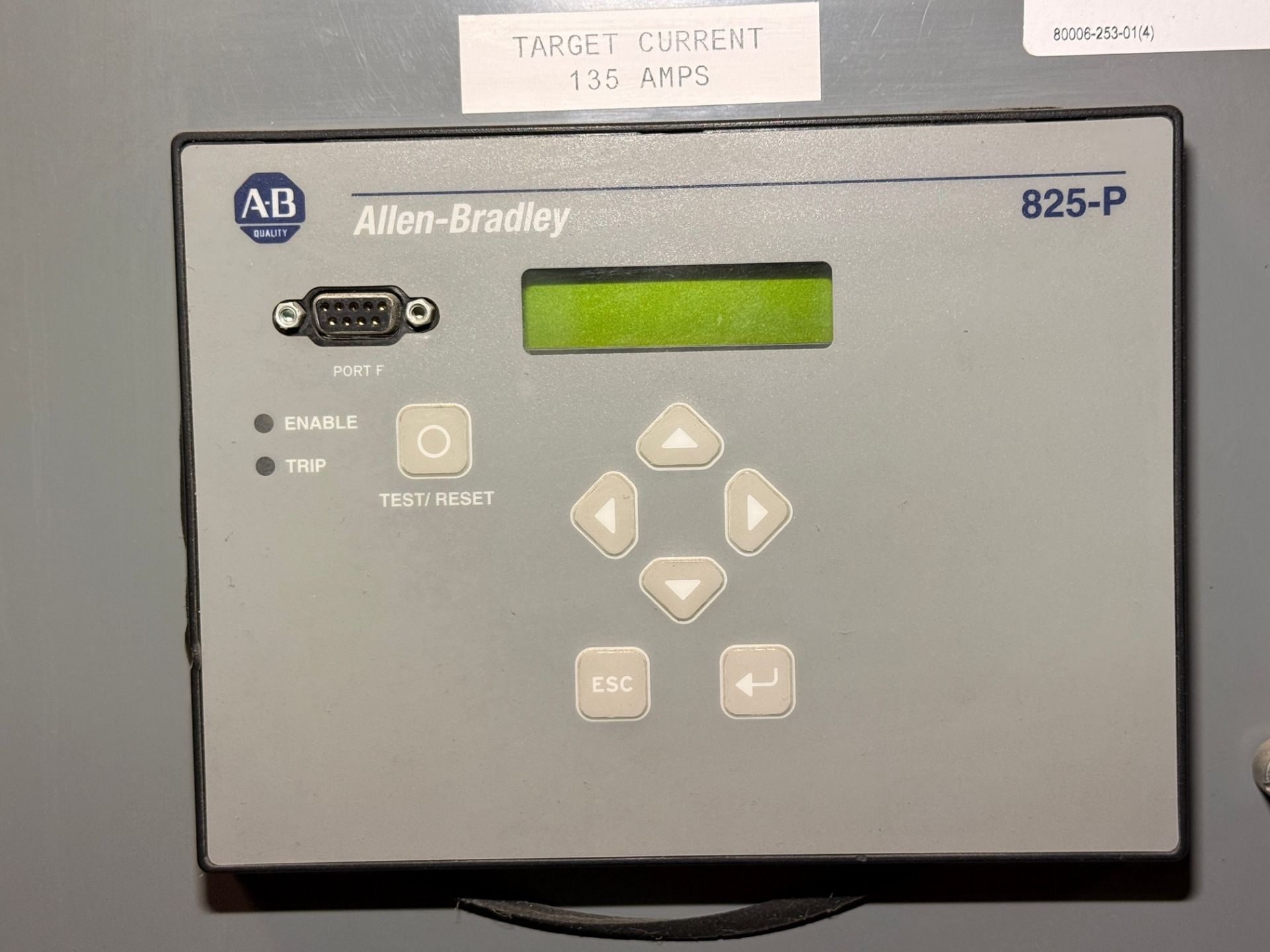 ALLEN-BRADLEY BREAKER 5000 V Max. 300 Amps, 3-phase, 1200 Amps 60 Hz ...