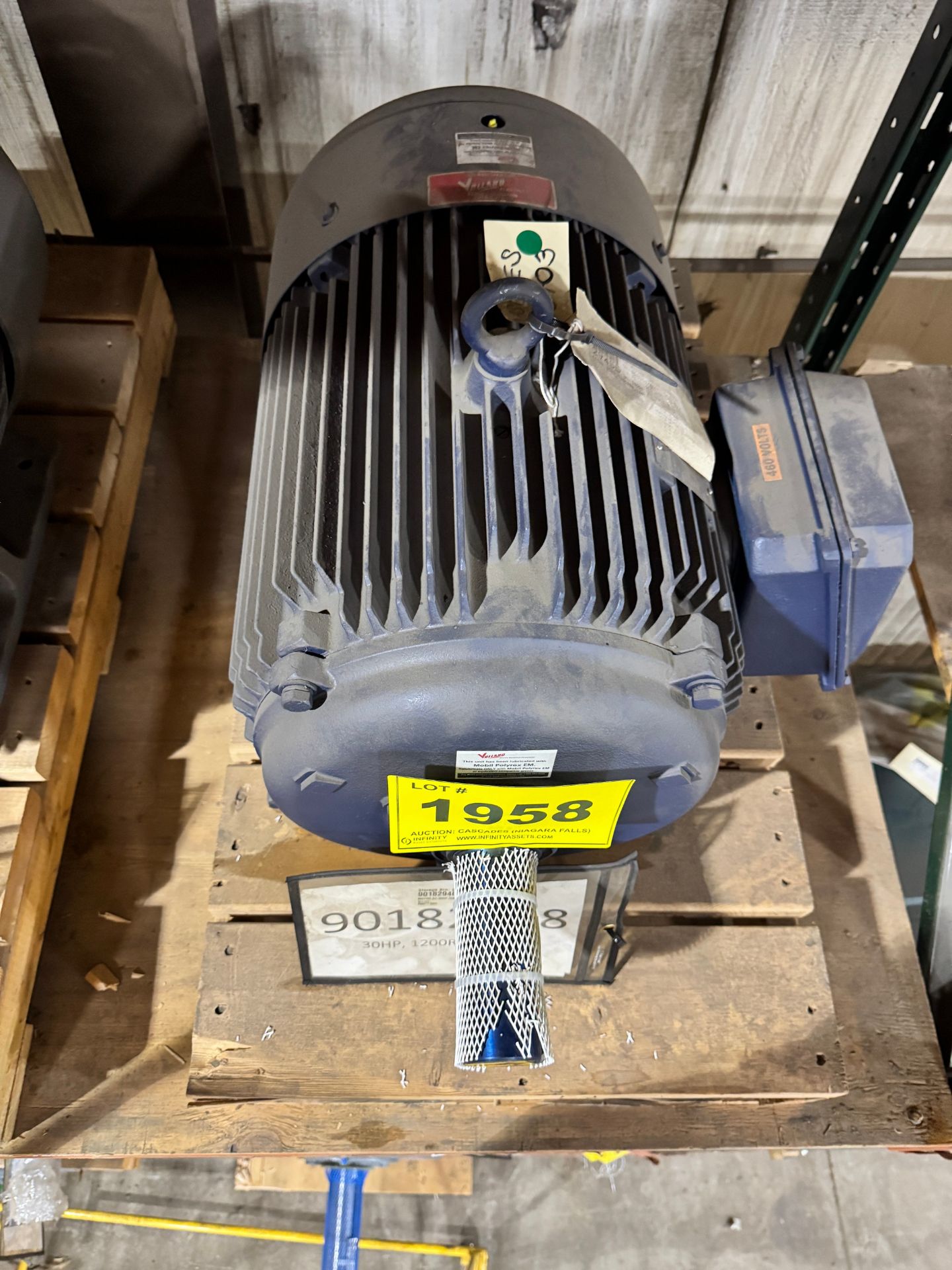 LEESON 30HP MOTOR, 1,200 RPM, 326T FRAME (90182948)