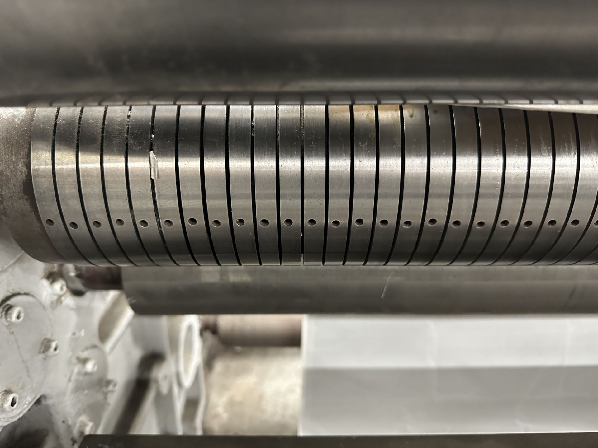 Cameron Type 600-8-KHDF 64" Shear Cut Duplex Surface Drive Slitter s/n ...