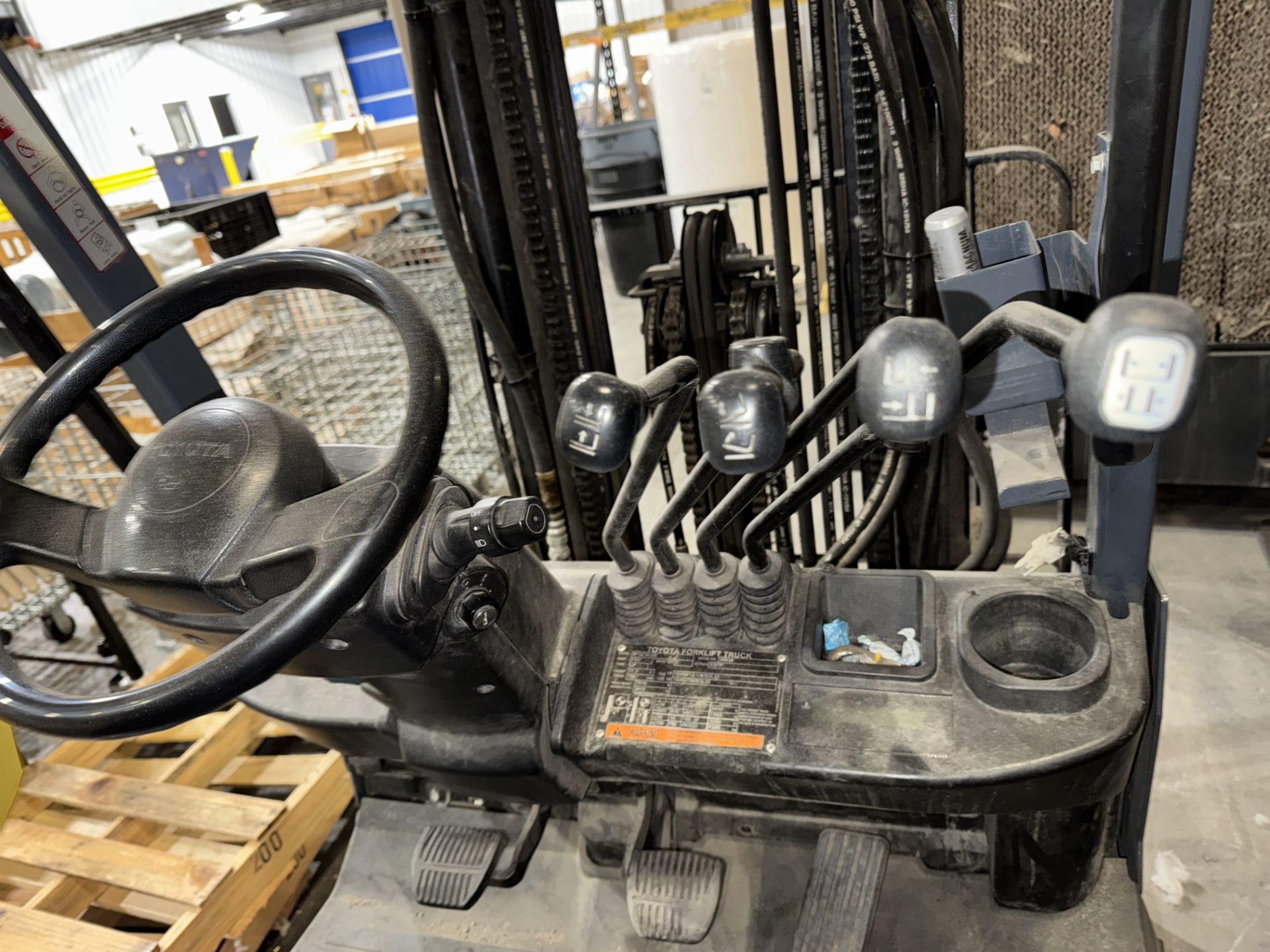 Toyota 8FGCSU20 LPG Forklift s/n 39538, 189" Lift, Sideshift, (LATE ...