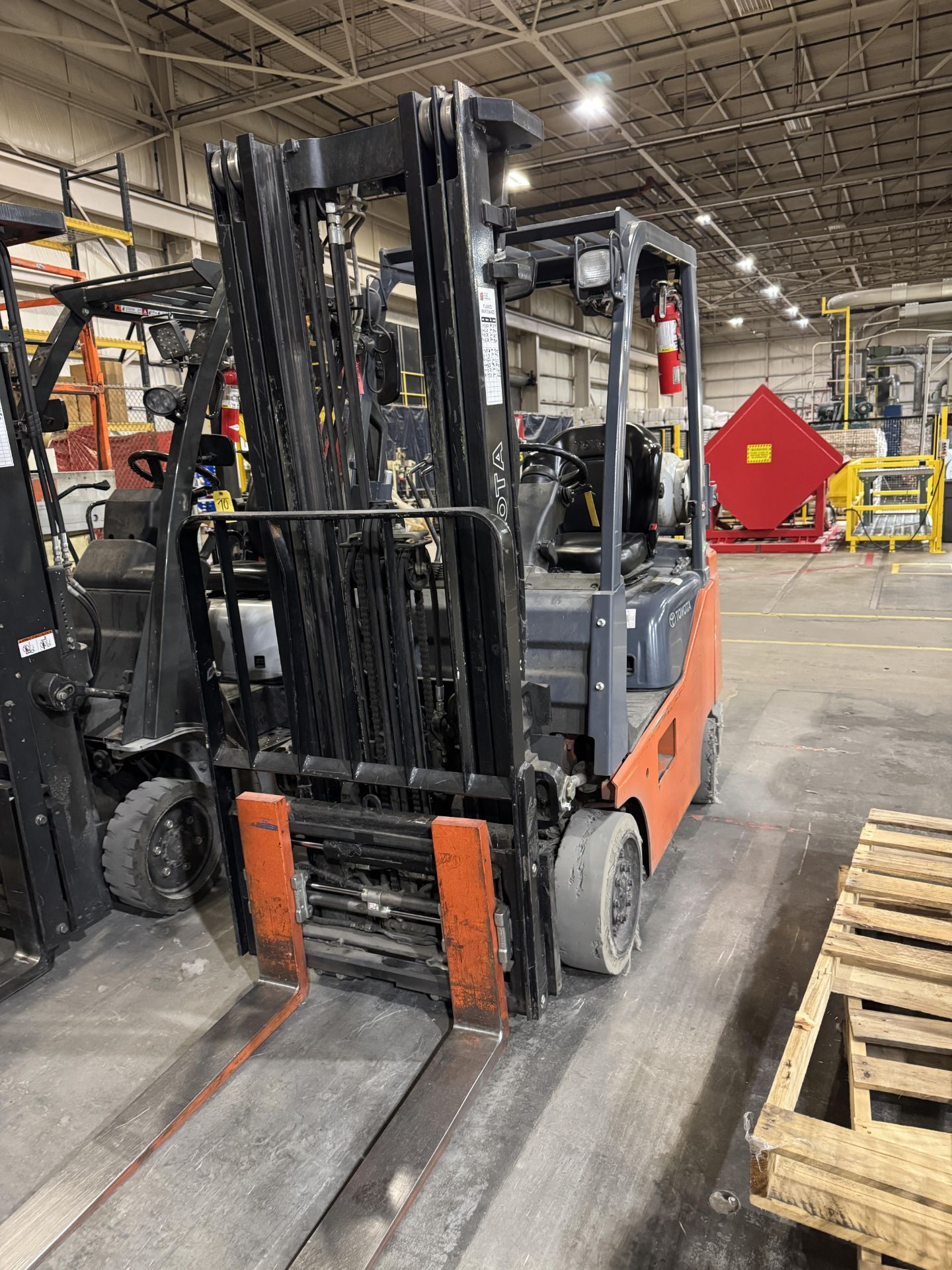 Toyota 8FGCSU20 LPG Forklift s/n 39538, 189" Lift, Sideshift, (LATE ...