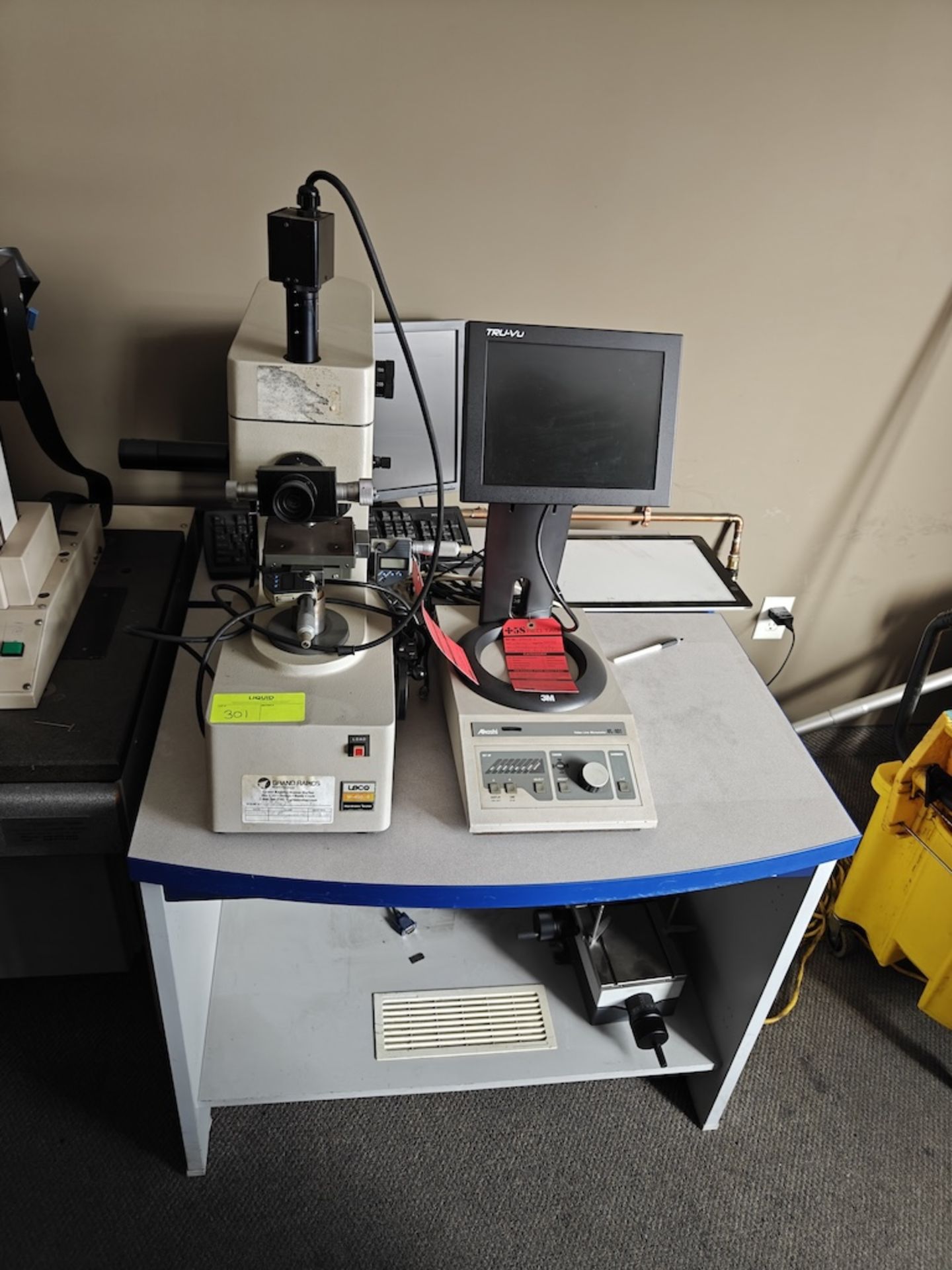 Hardness Tester - Leco M-400-G & Akoshi Video Line Micrometer VL-101 w ...