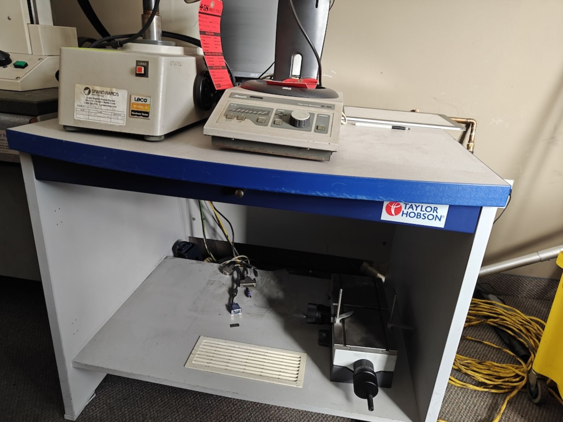 Hardness Tester - Leco M-400-G & Akoshi Video Line Micrometer VL-101 w ...
