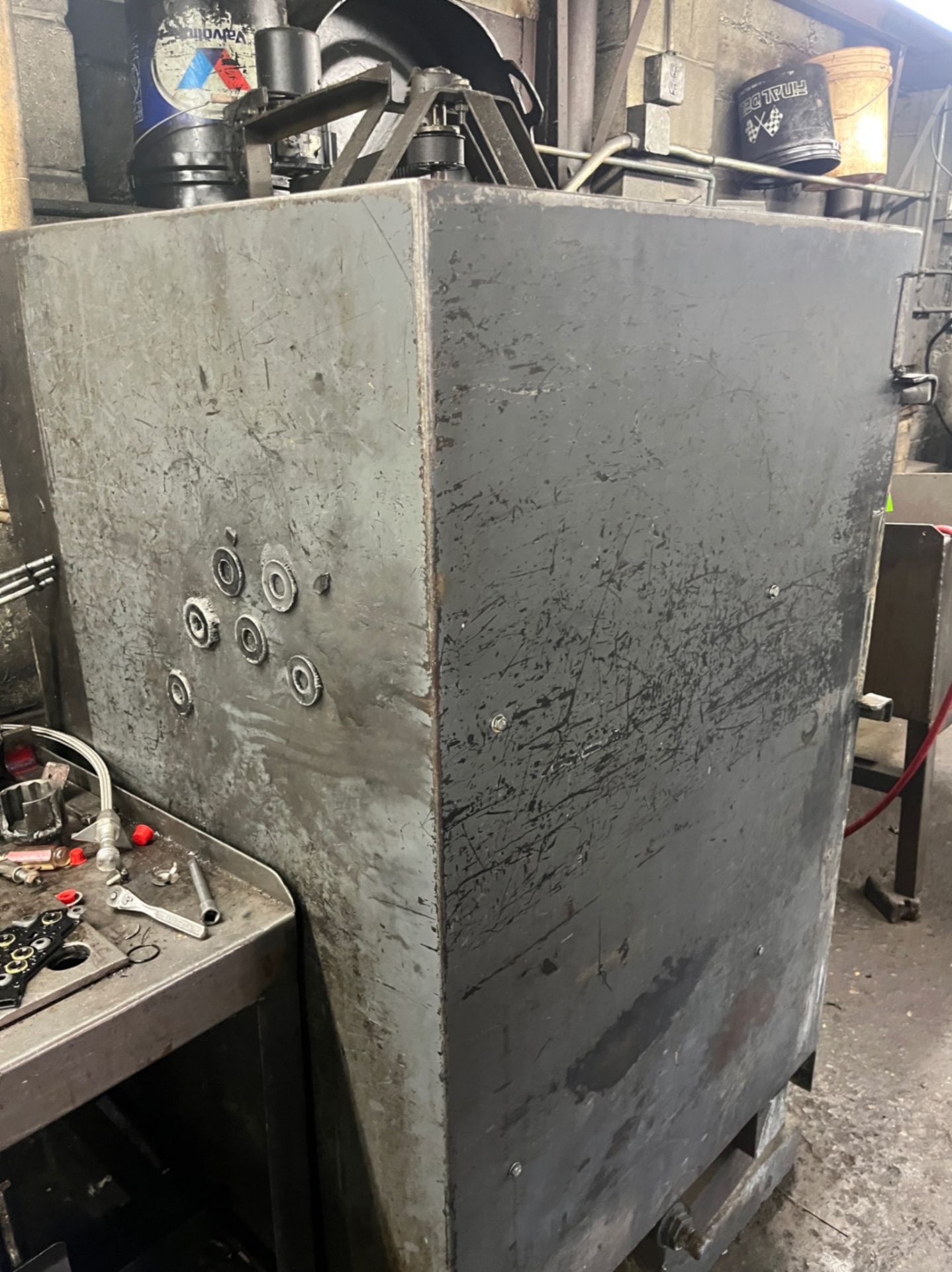 HEATED PARTS WASHER CABINET