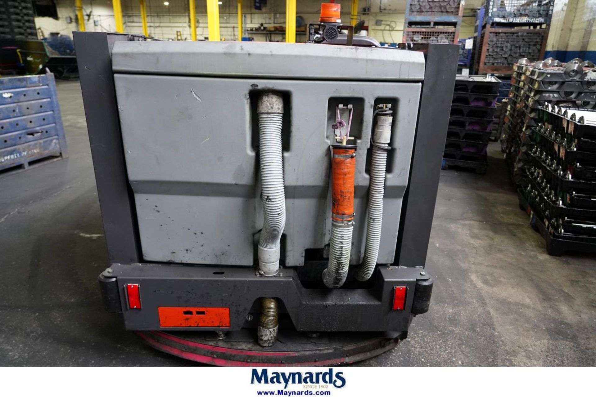 Powerboss Nautilus HD Ride-On Floor Sweeper/Scrubber Powerboss Nautilus ...