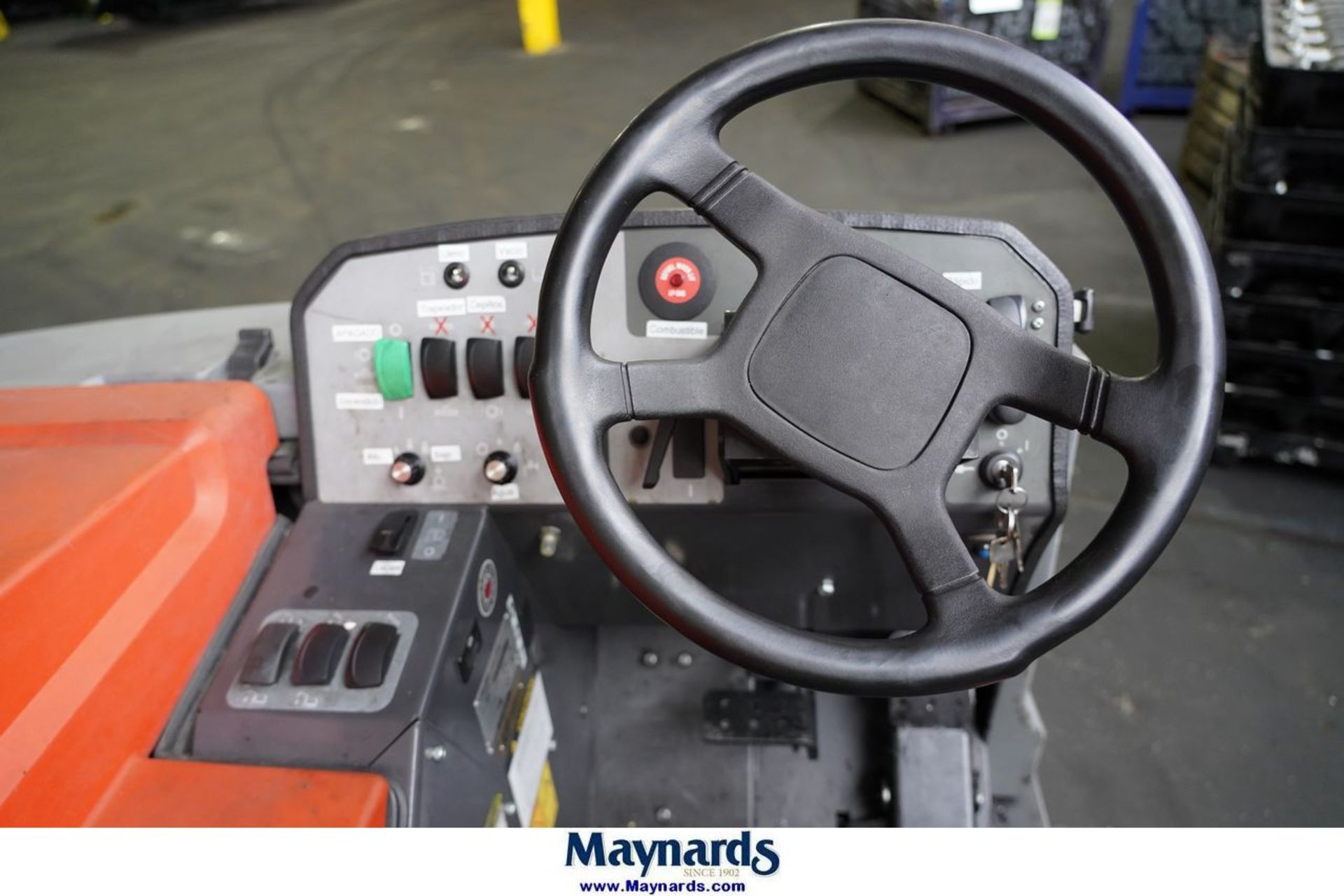 Powerboss Nautilus HD Ride-On Floor Sweeper/Scrubber Powerboss Nautilus ...