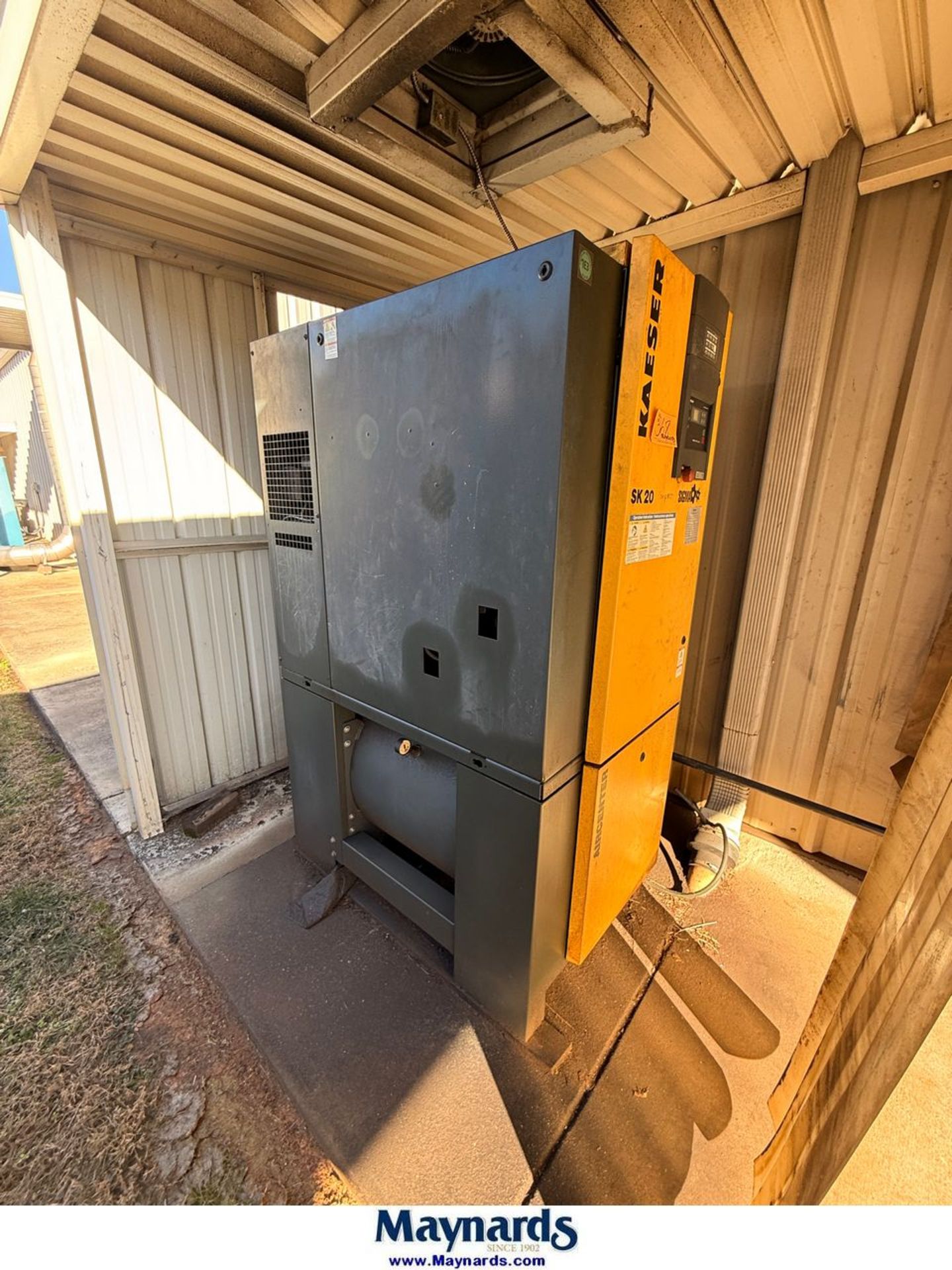 { Choice of lots: 368 } (2014) KAESER SK20 Rotary Screw Compressor 20HP ...