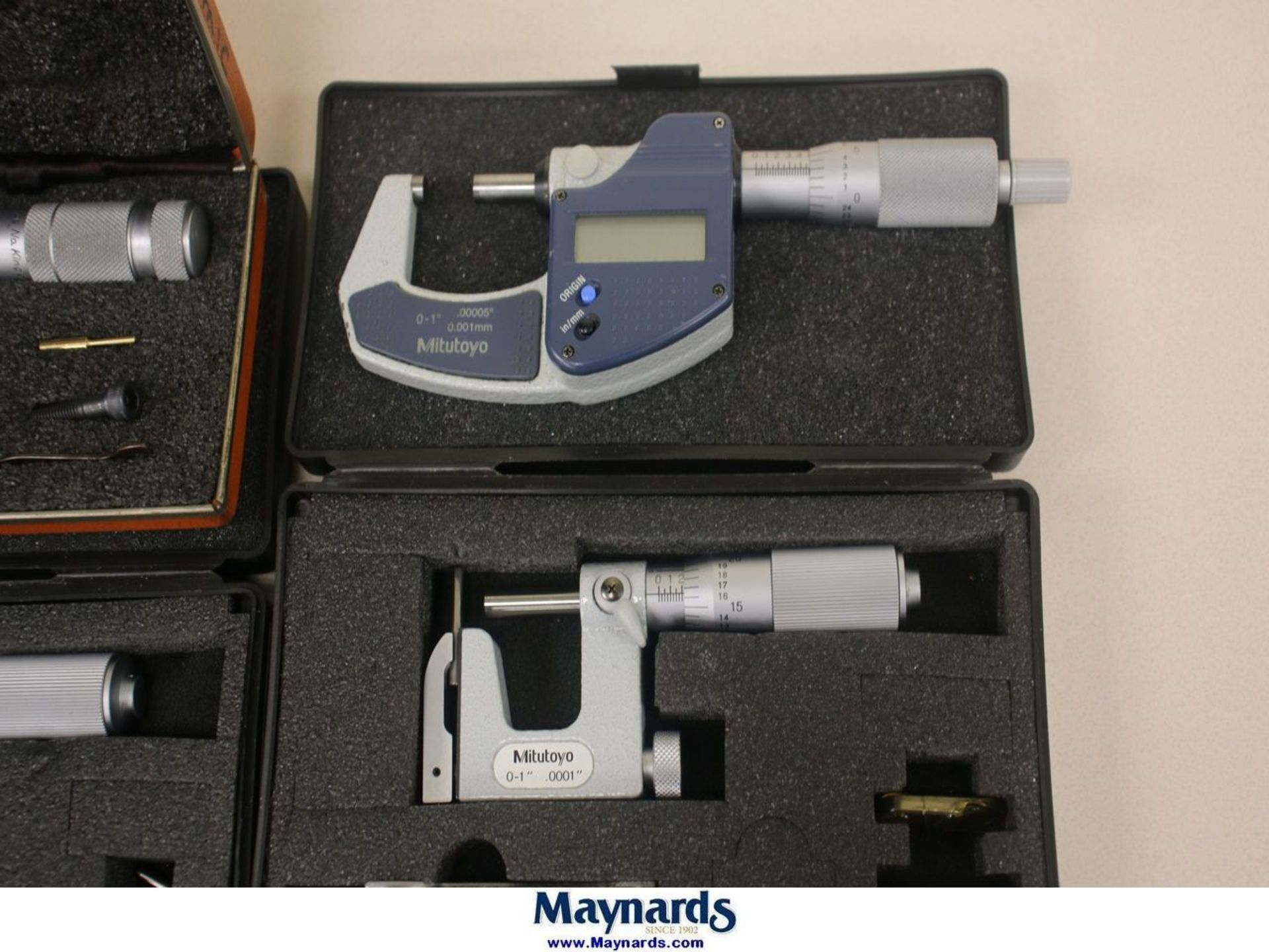 Lot of (4) Micrometers (1) 0-1" Mitutoyo Regular, (3) 0-1" Pin Micrometers