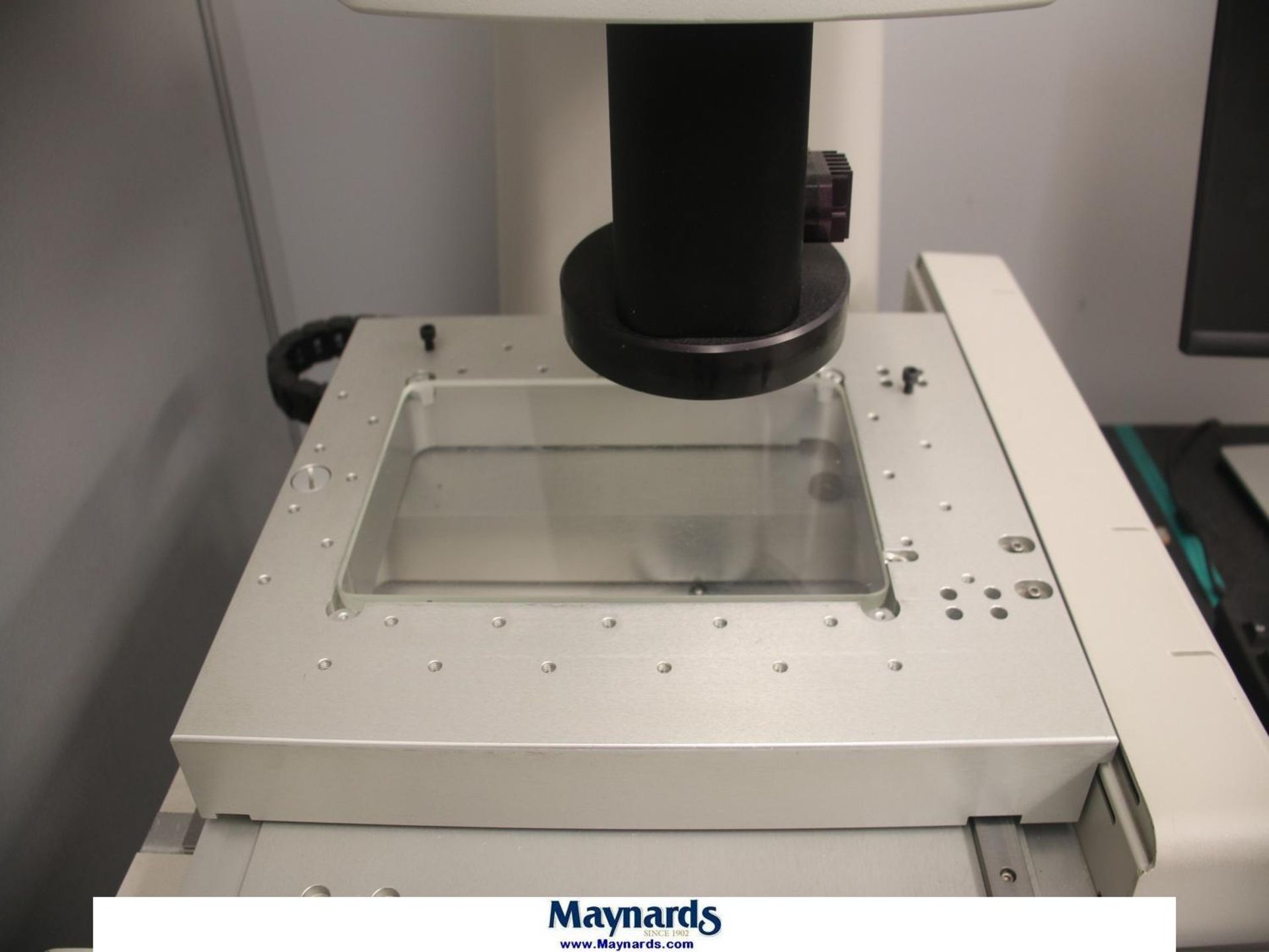Micro-Vu Model Vertex 251HC Optical Measurement System 10" x 6" x 6 ...