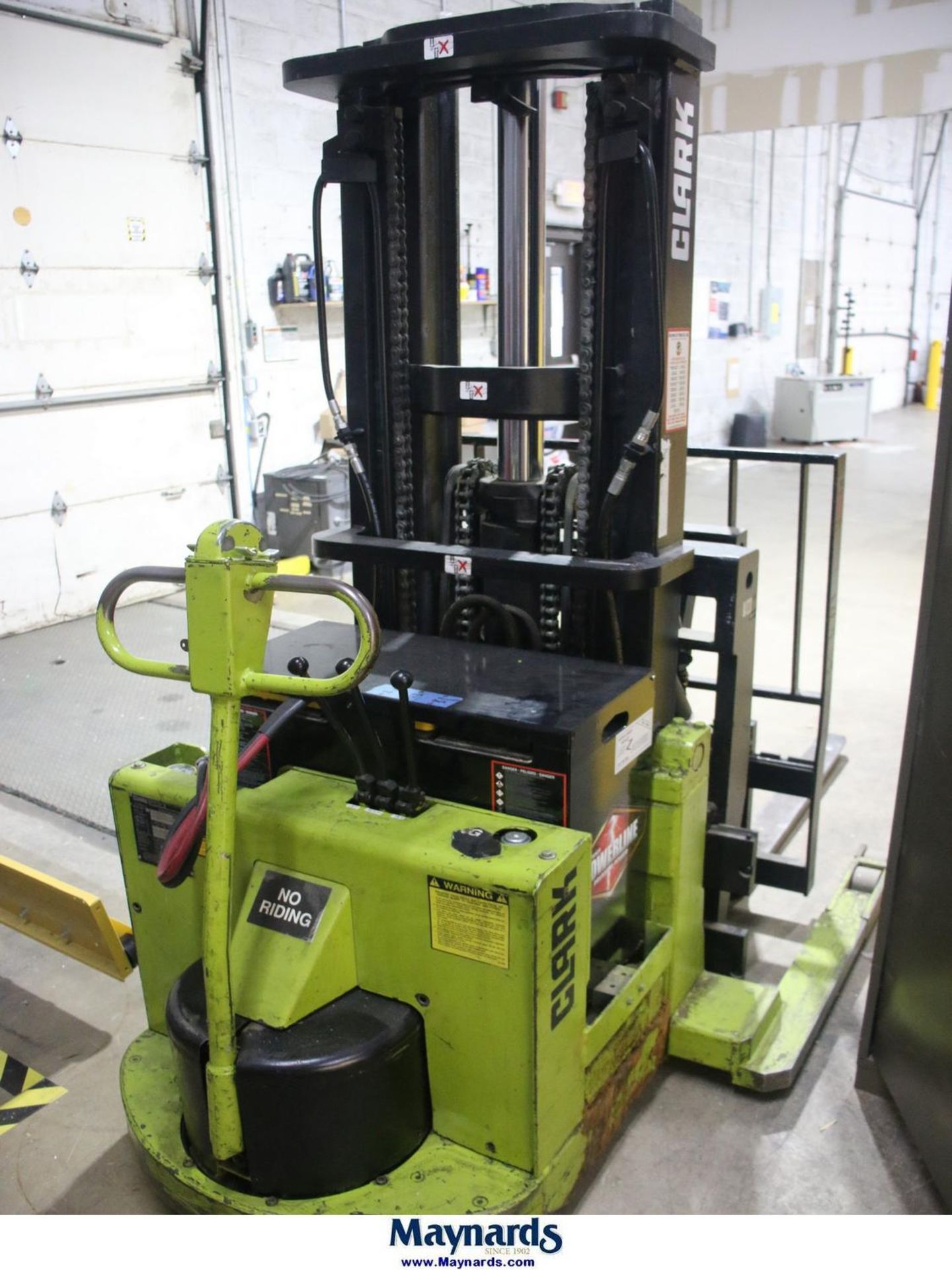 Clark Model SP30 Walk Behind Pallet Jack Electric, 2,200lb Capacity ...