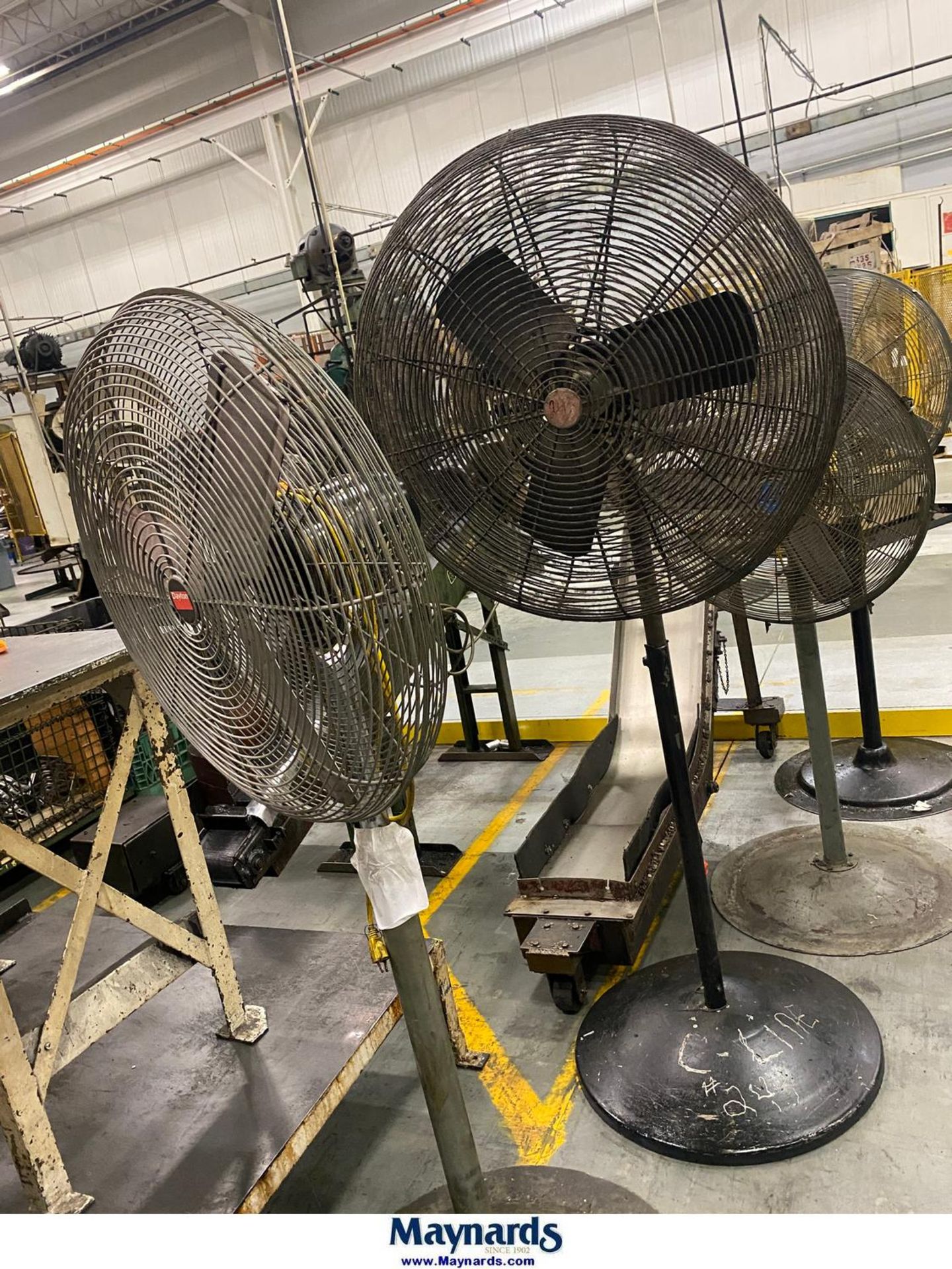 Shop fans (1) Lot of (6) 24'' Shop fans