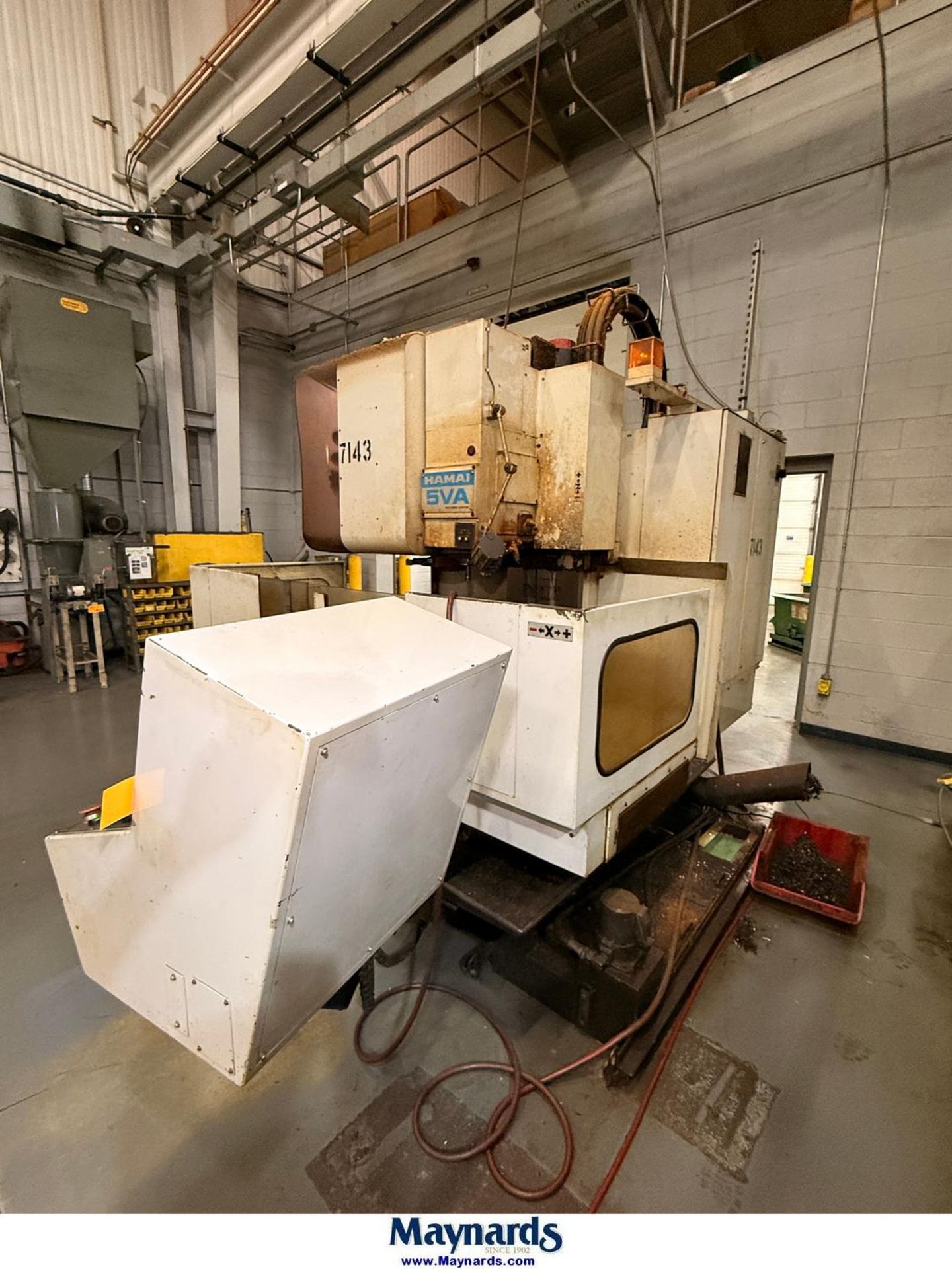 (1991) Hamai 5VA Vertical Machining Center 23" x 37" T-Slotted Table ...