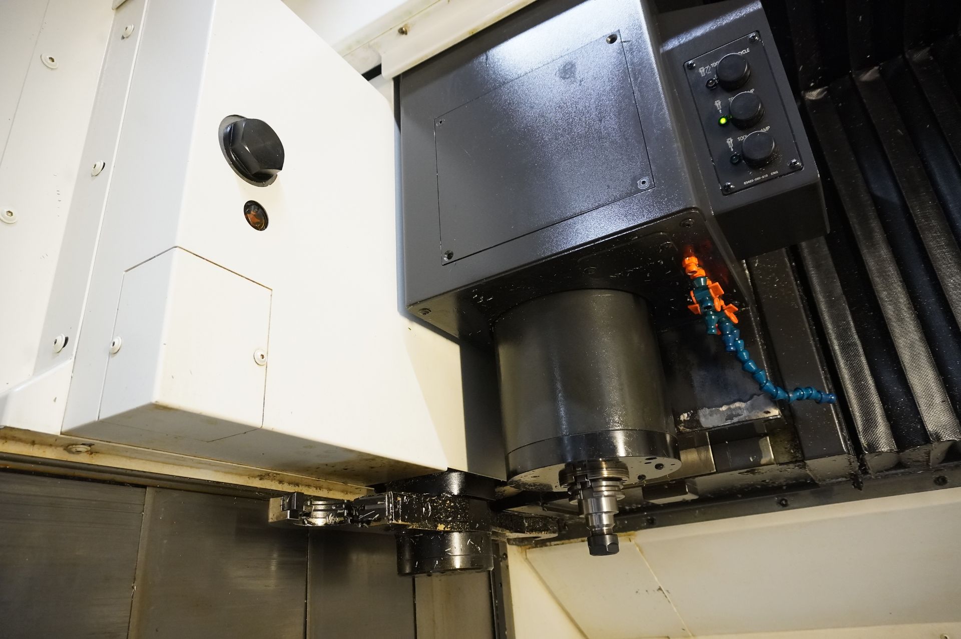 4TH AXIS READY! 2014 OKUMA GENOS M560-V CNC VERTICAL MACHINING CENTER ...