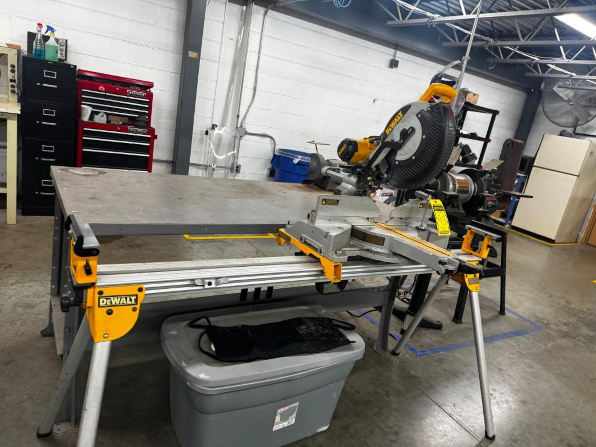 Dewalt Double Bevel Sliding Compound Miter Saw, Model DW718, w/ Miter ...