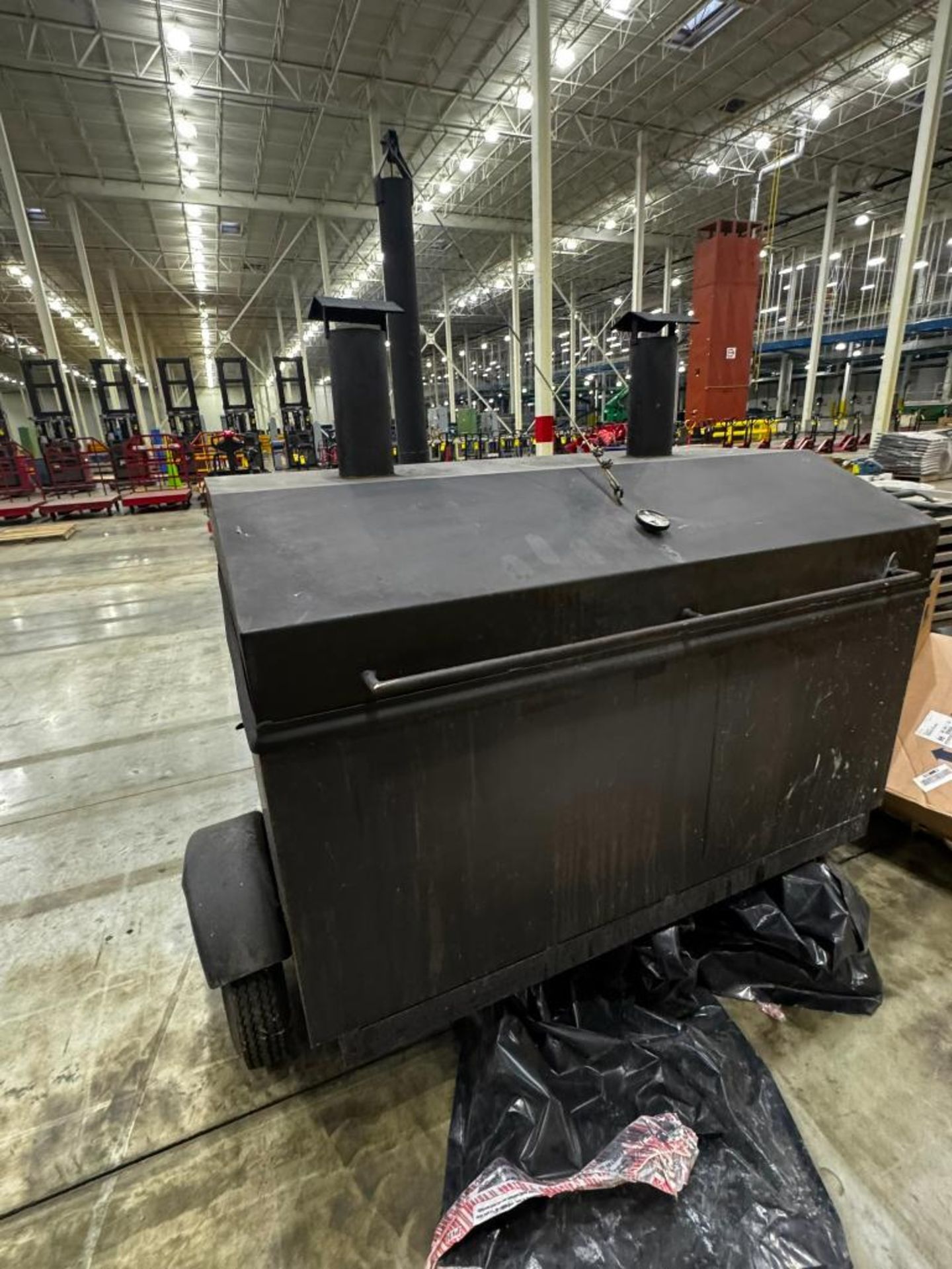 Towable Grill, 48" X 60" Grate, w/ Side Burner Dual Propane Tanks