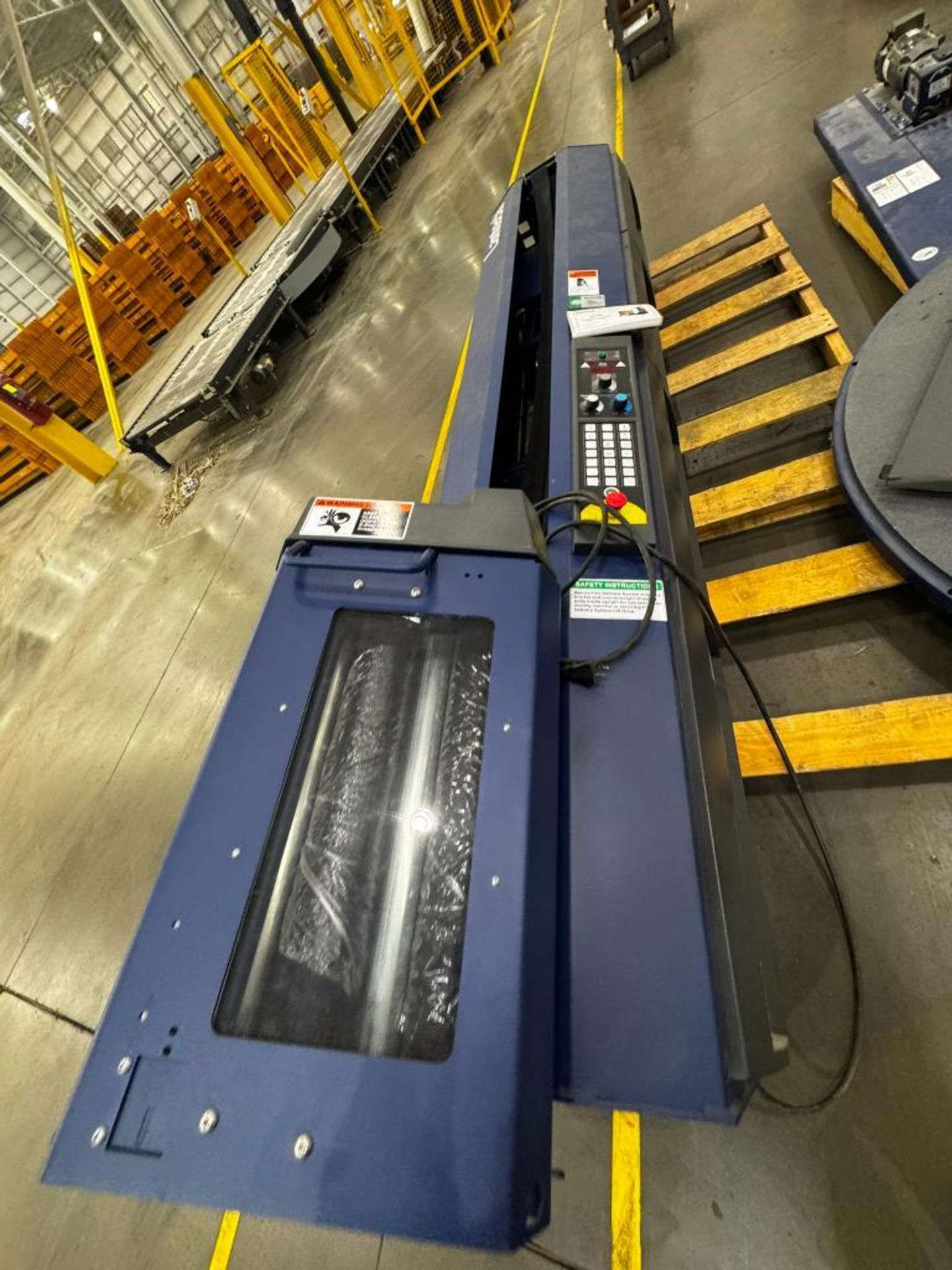 2020 Lantech Stretch Wrapper Machine, 120 V, Single Phase, Model Q300 ...