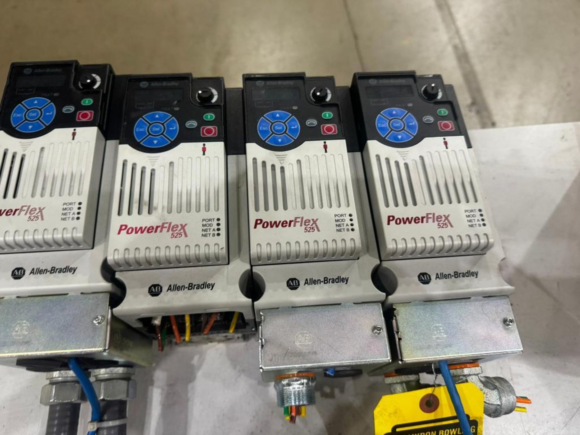 (4x) Allen Bradley PowerFlex 525 AC Drives