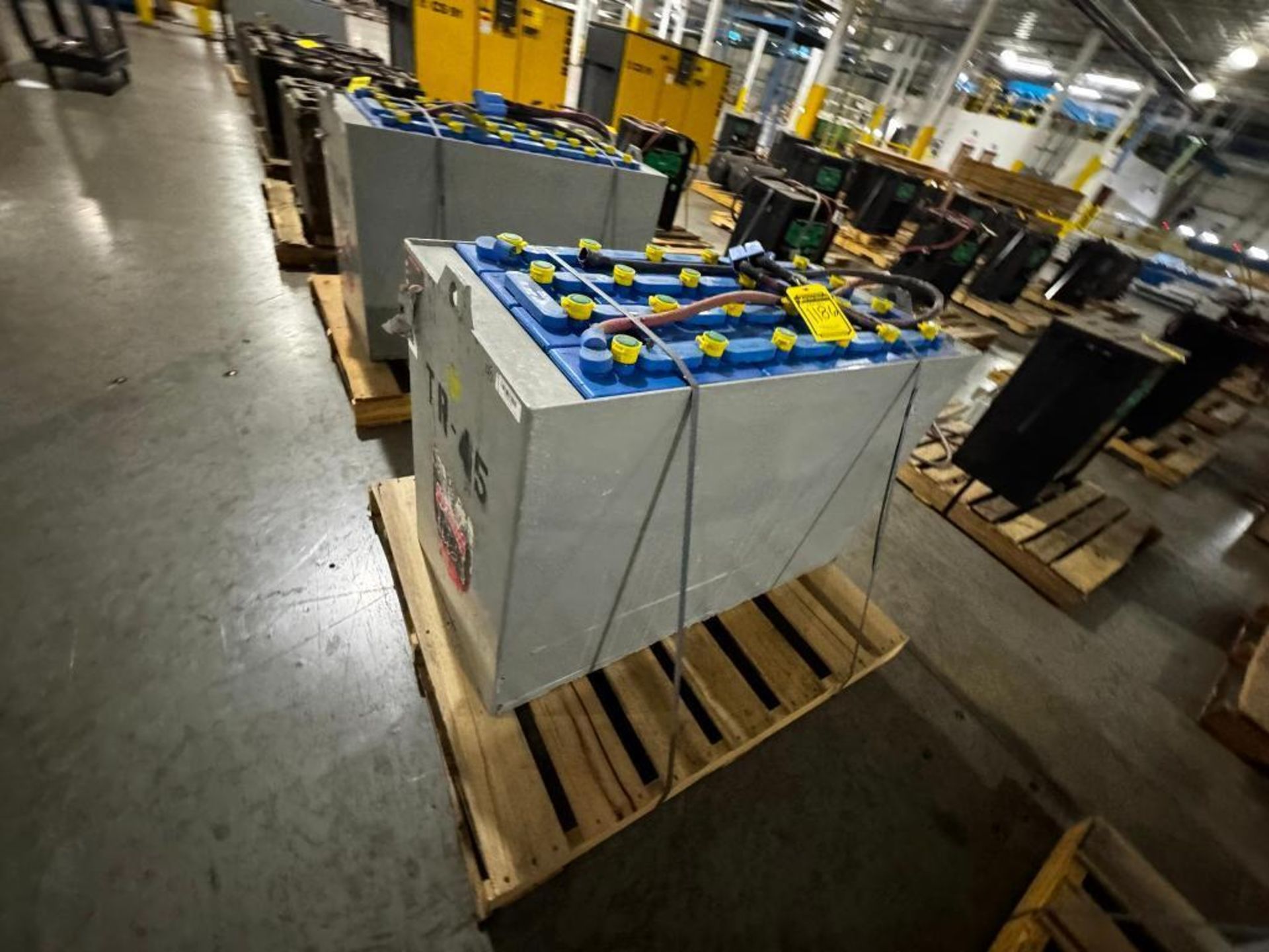 { Choice of lots: 1184, 1185, 1186, 1187, 1188, 1189, 1190 } Enersys ...