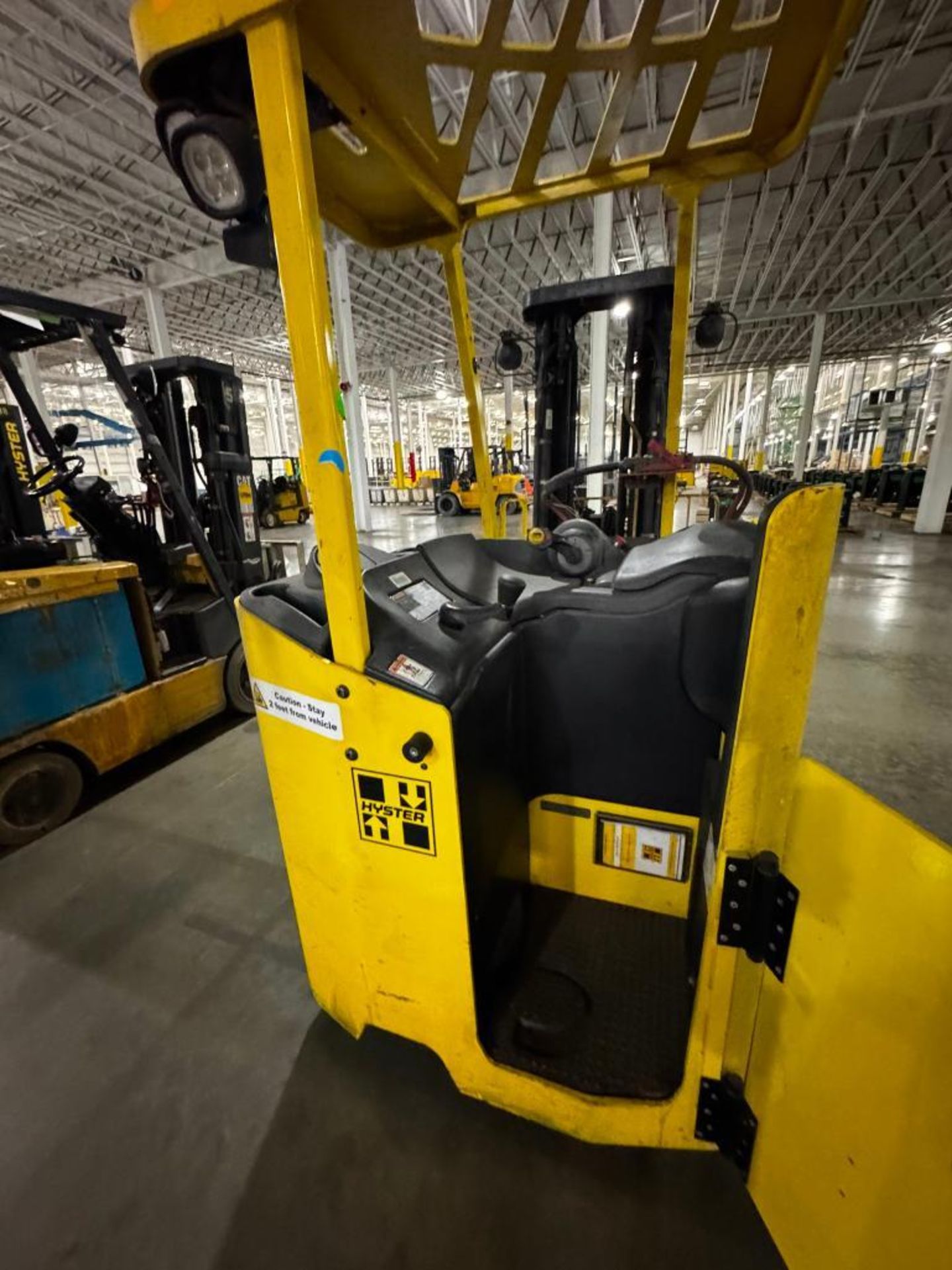 Hyster 4,000 LB. 36 V, Forklift, 3-Stage Mast, Side Shift, 187" Lift ...