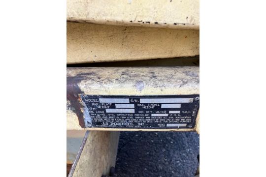 JLG Commander Scissor Lift, Model CM-2033, S/N 0019698-0200019482, 750 ...