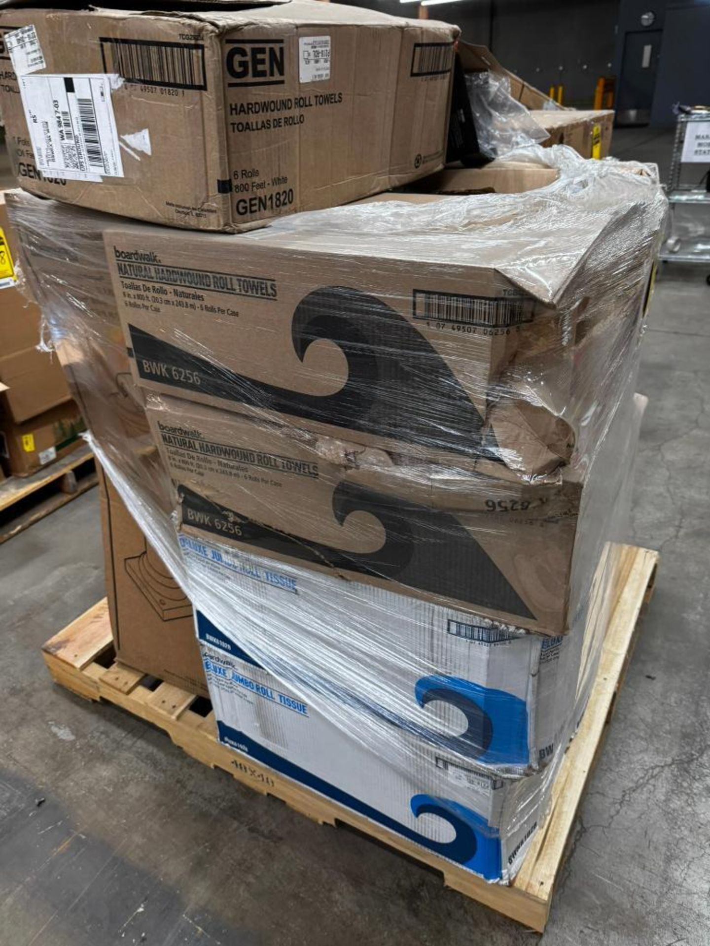 Pallet of Natural Hardwound Roll Towels, Deluxe Jumbo Roll Toilet Paper