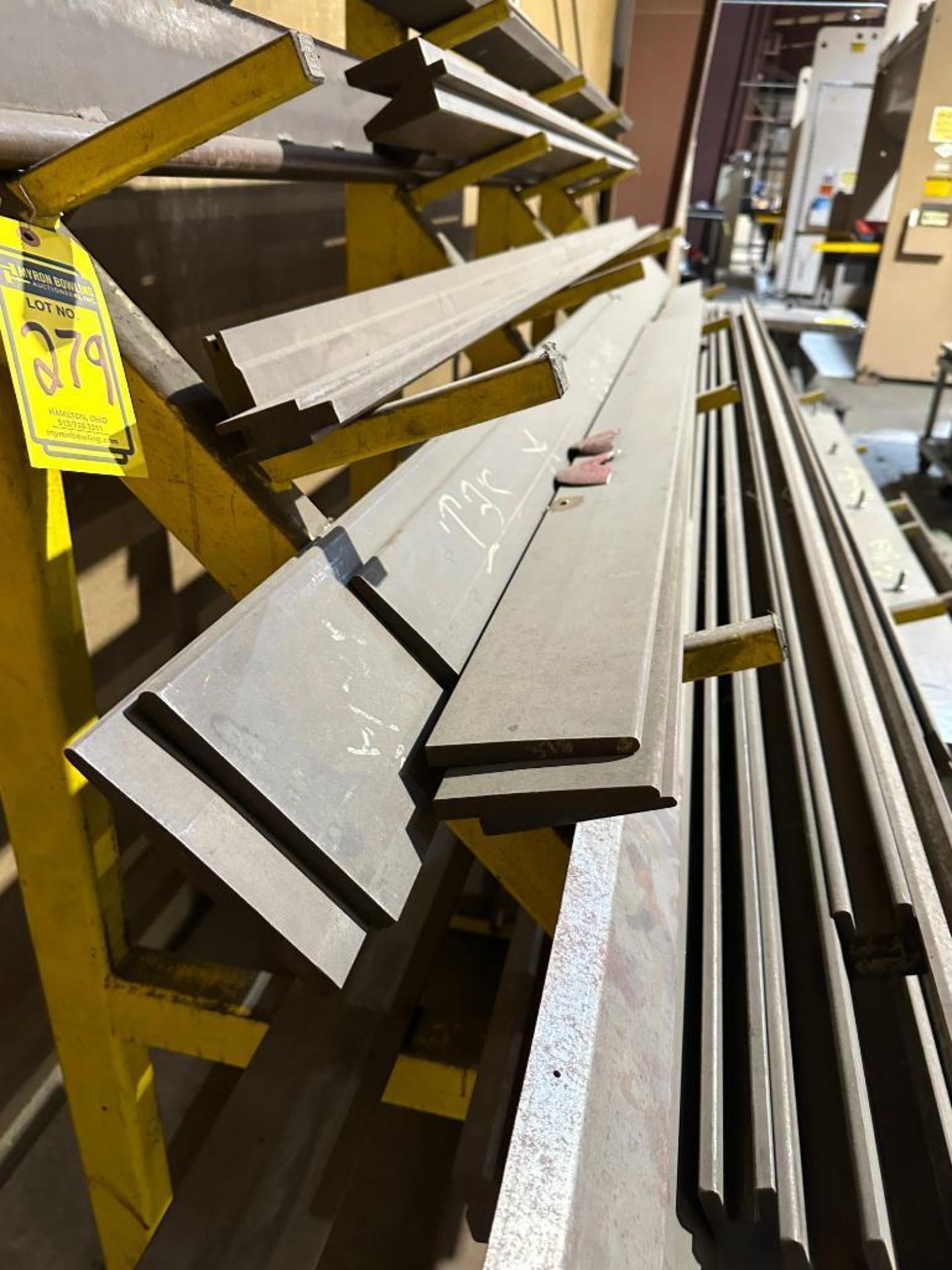 { Choice of lots: 279 } Drawer of Assorted Press Brake Dies w/ Rack