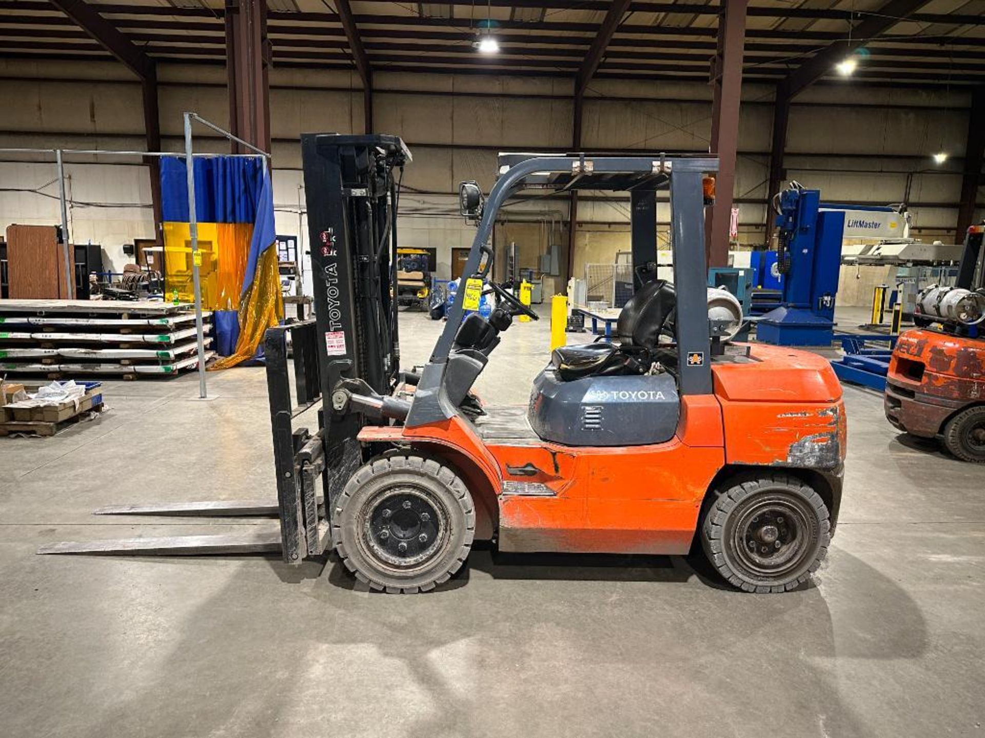 2011 Toyota 7,000 LB. Capacity Forklift, Model# 7FGU35, S/N 71019 ...