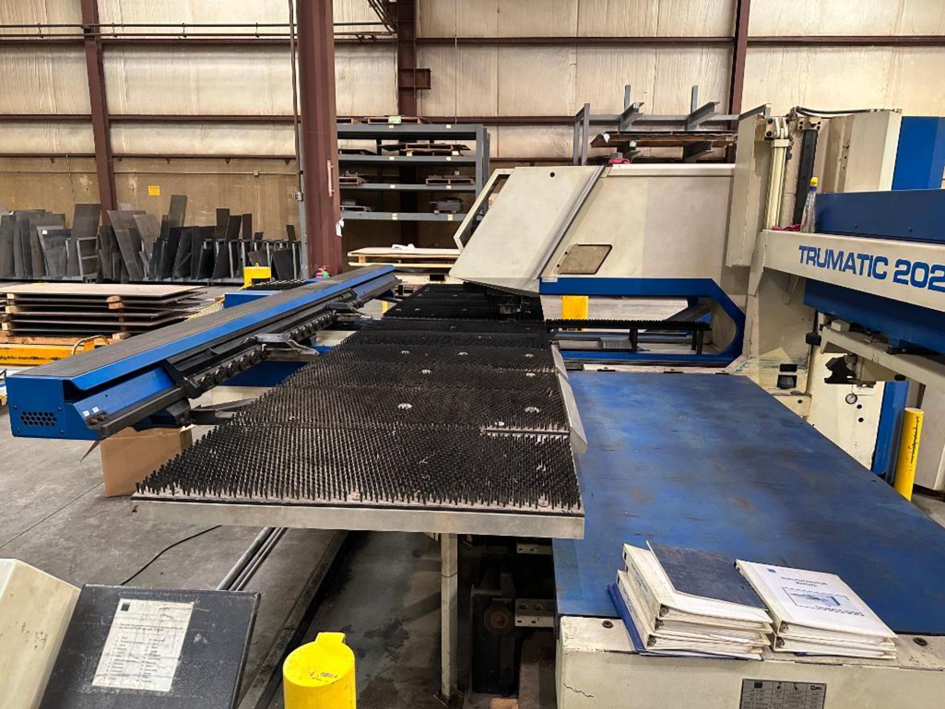 { Choice of lots: 296 } 2004 Trumpf Trumatic 2020R CNC Turret Punching ...
