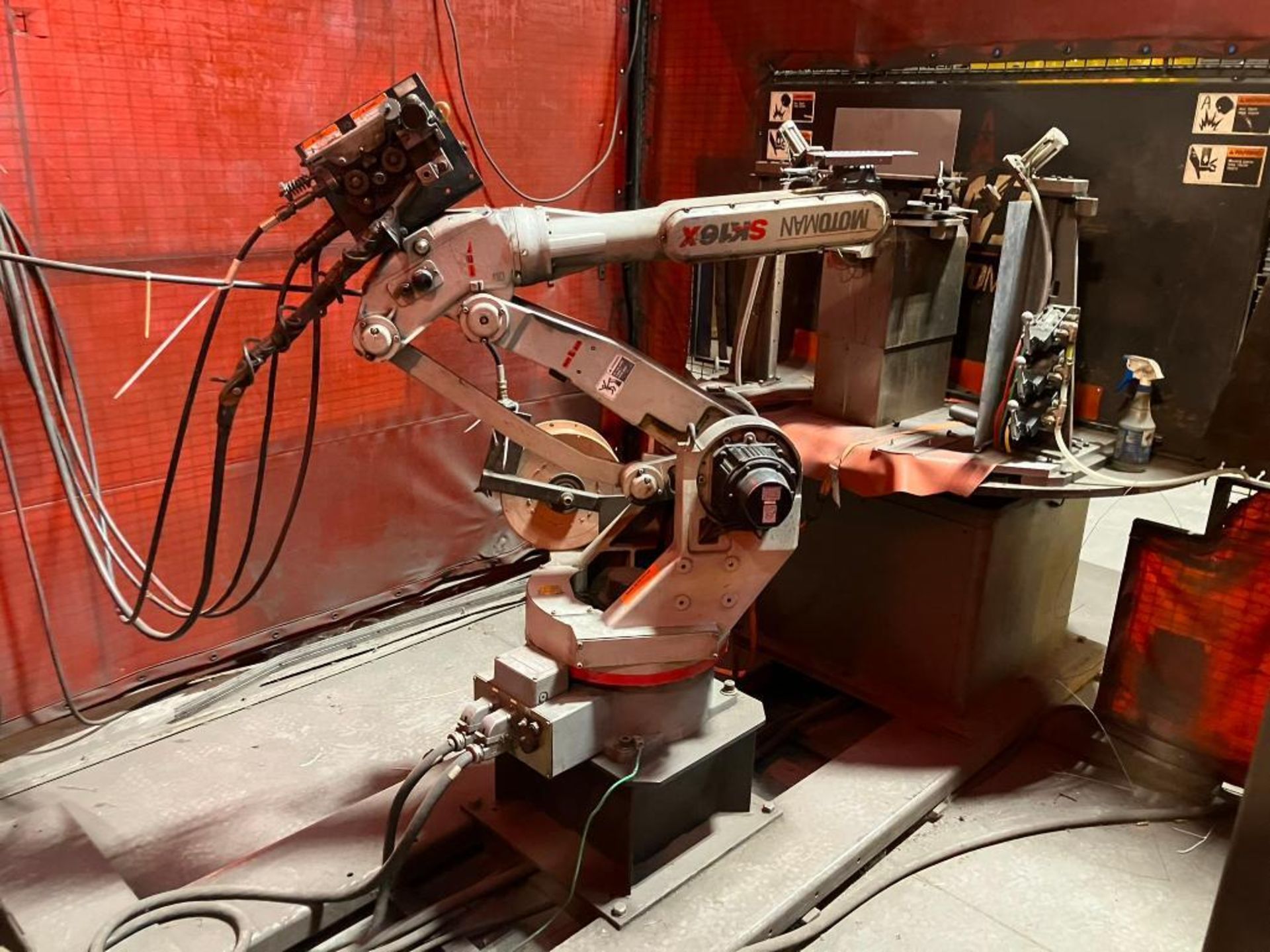 Welding Cell Consisting of Motoman SK16 6-Axis CNC Robot w/ Yasnac SRC ...