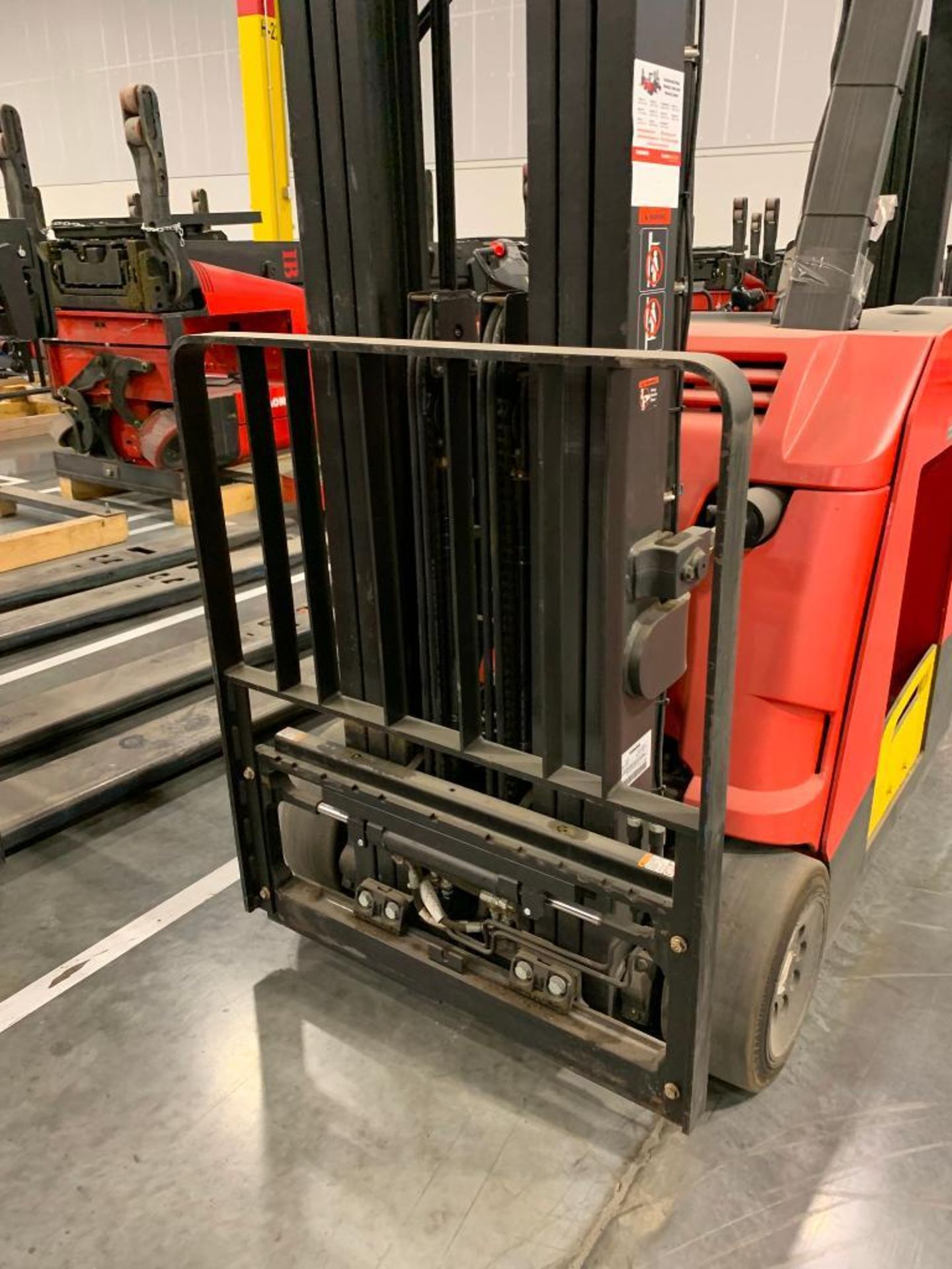 2021 Raymond 4,000 LB. Capacity Electric Stand-Up Forklift, Model 425 ...