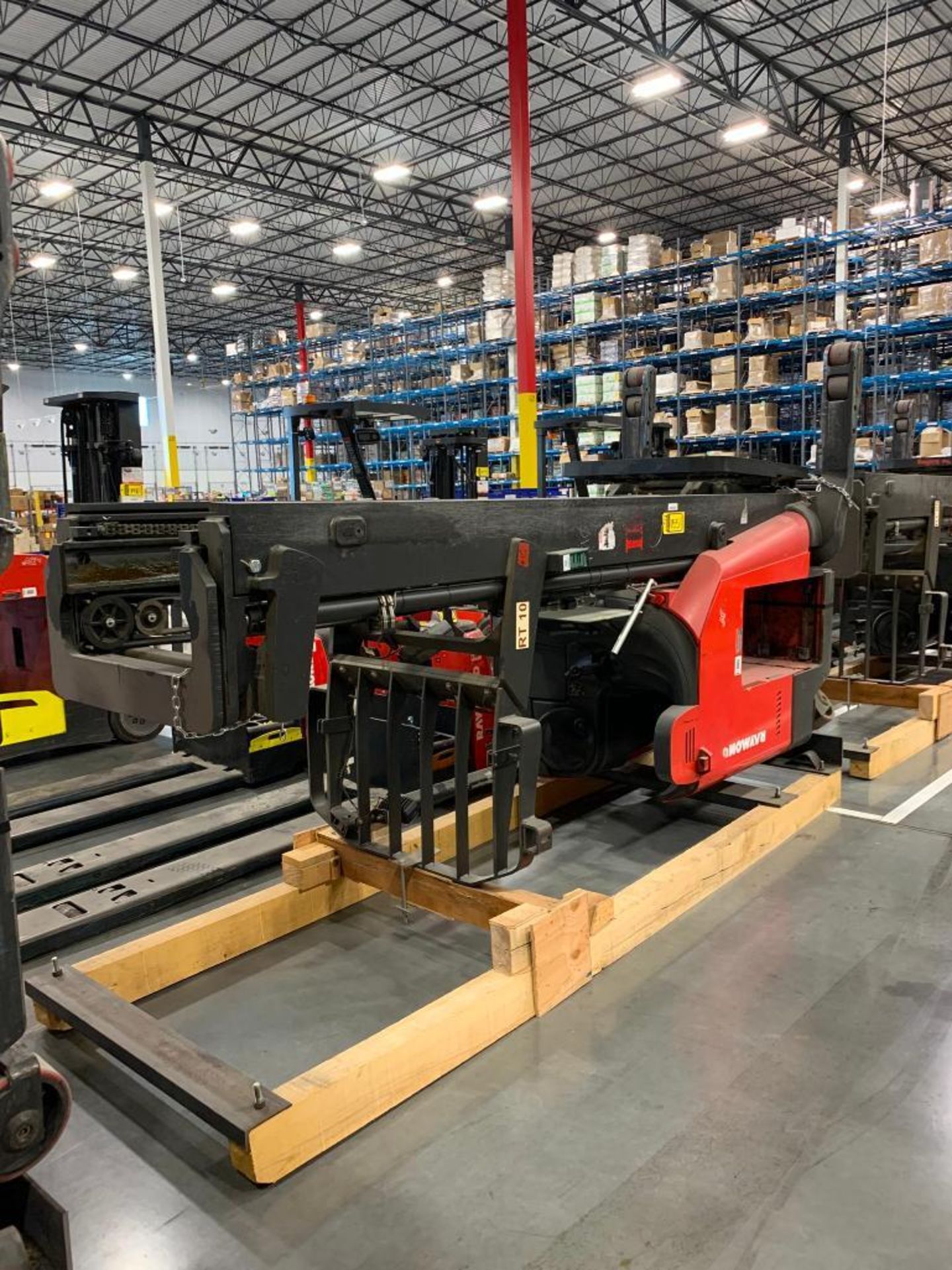 2017 Raymond 4,500 LB. Capacity Electric Reach Truck, Model 750 R45TT ...