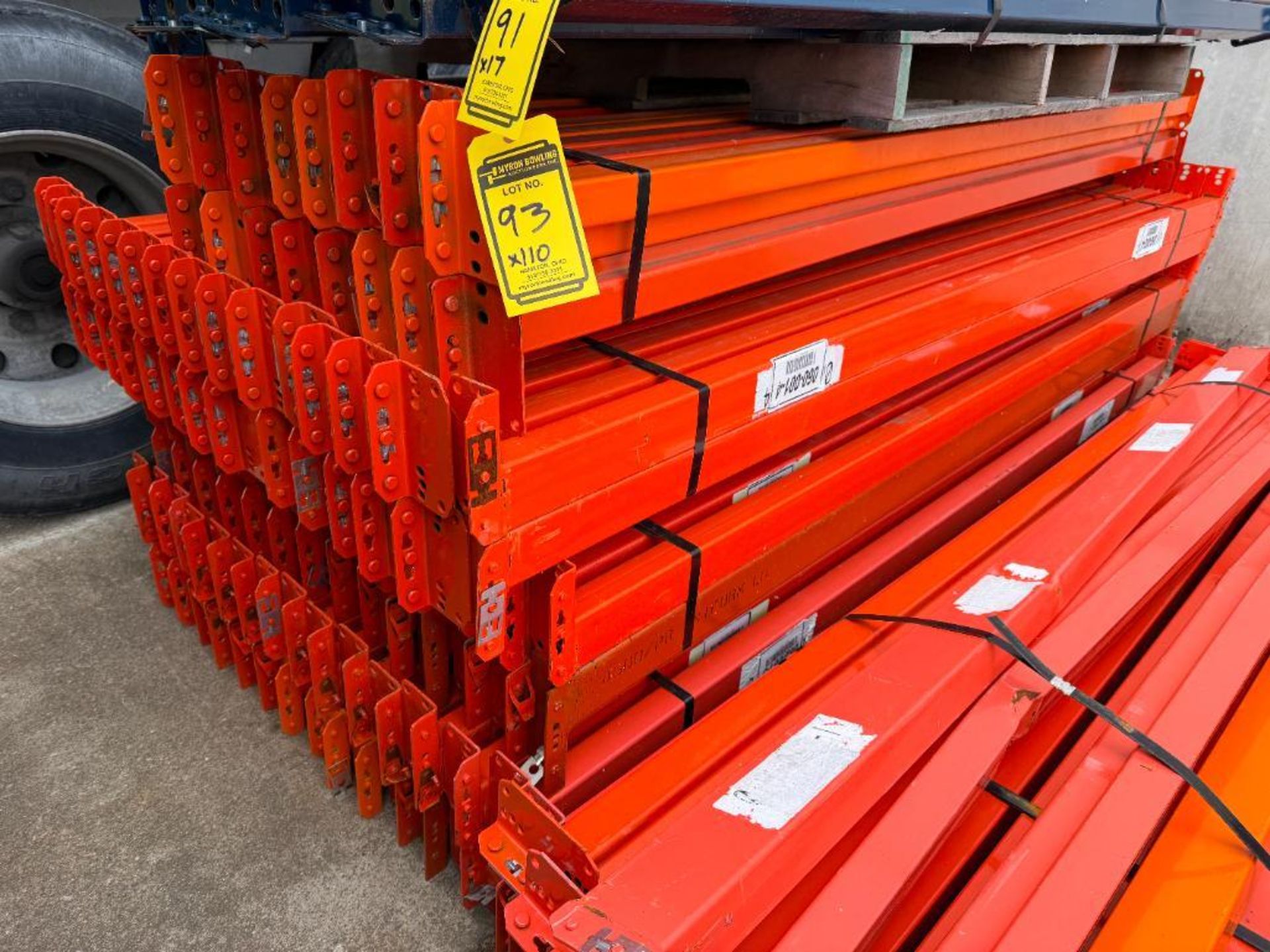 (110x) Interlake Teardrop 3-Pin Step Beams, 96" L x 3" T, ($50 Loading ...