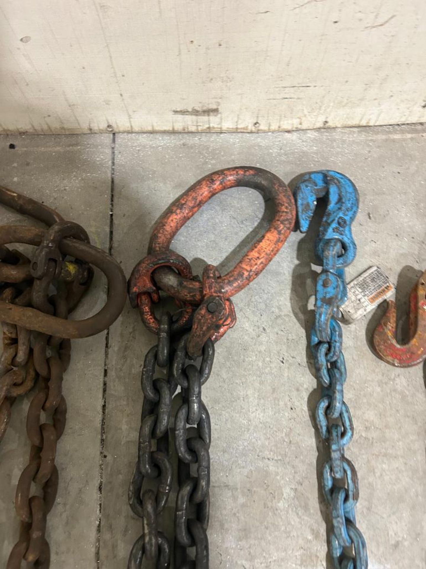2-Leg 5' x 5/8" Rigging Chain (Location: 4404 Hamilton Cleves Rd ...