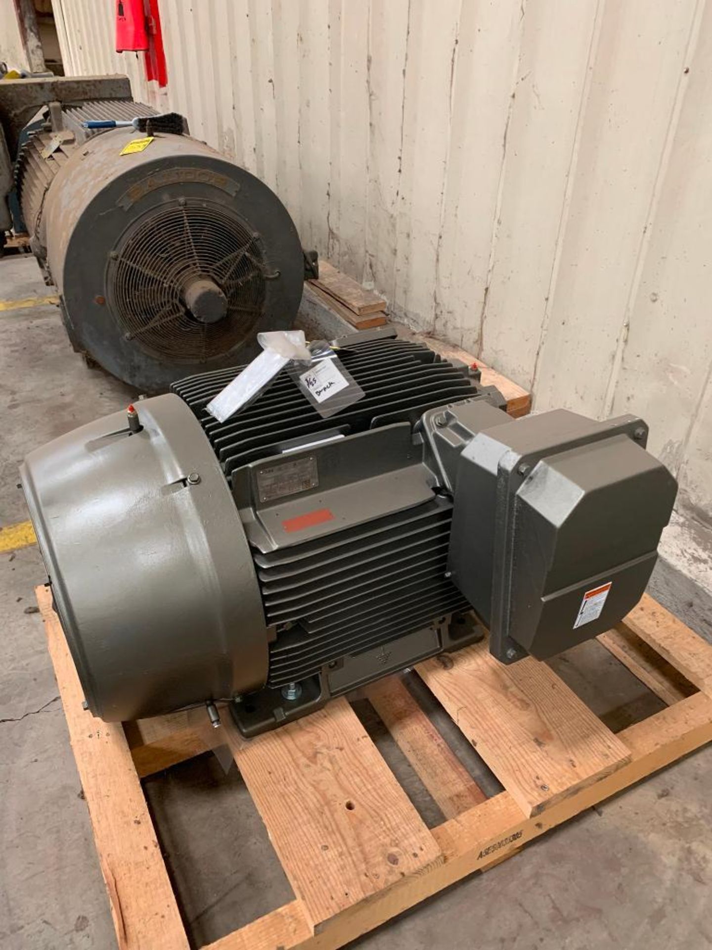 ABB 150-HP Induction Motor, 3-Phase, 460 Volts, 182 Amps, 1190 RPM ...