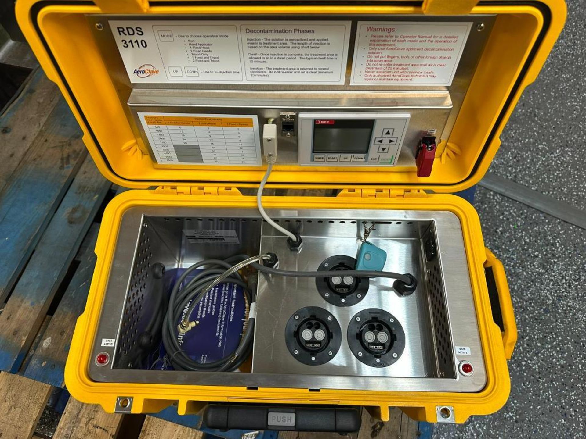(JH) (New) AeroClave RDS3110T Portable Decontamination System, Volts ...