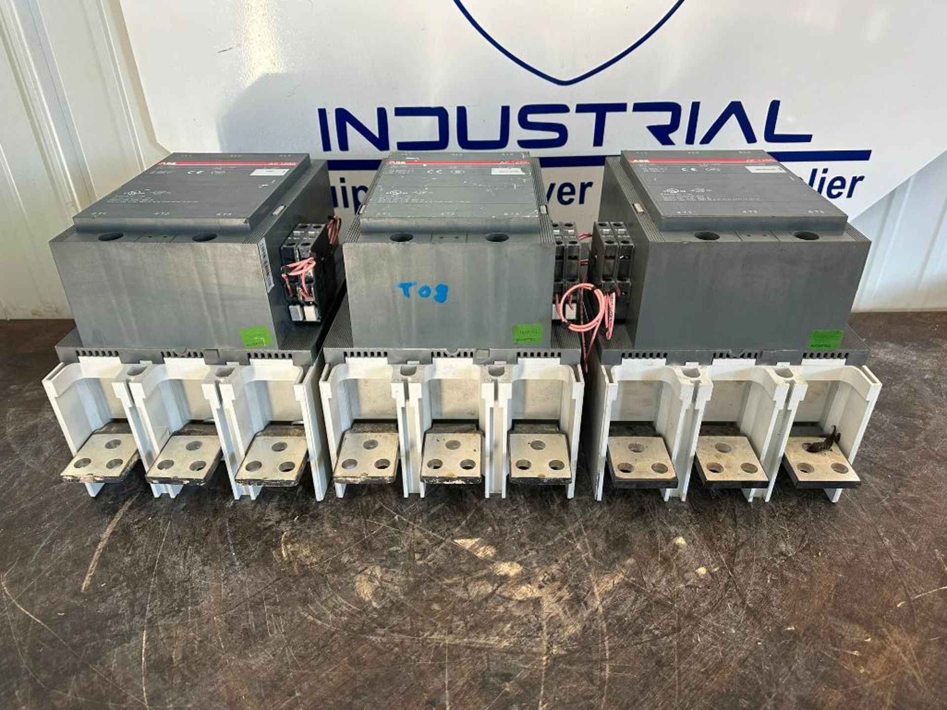 (PNF) (3) ABB AF1250 Contactors, 1260 Amp, 3-Pole, 1,000 Volt