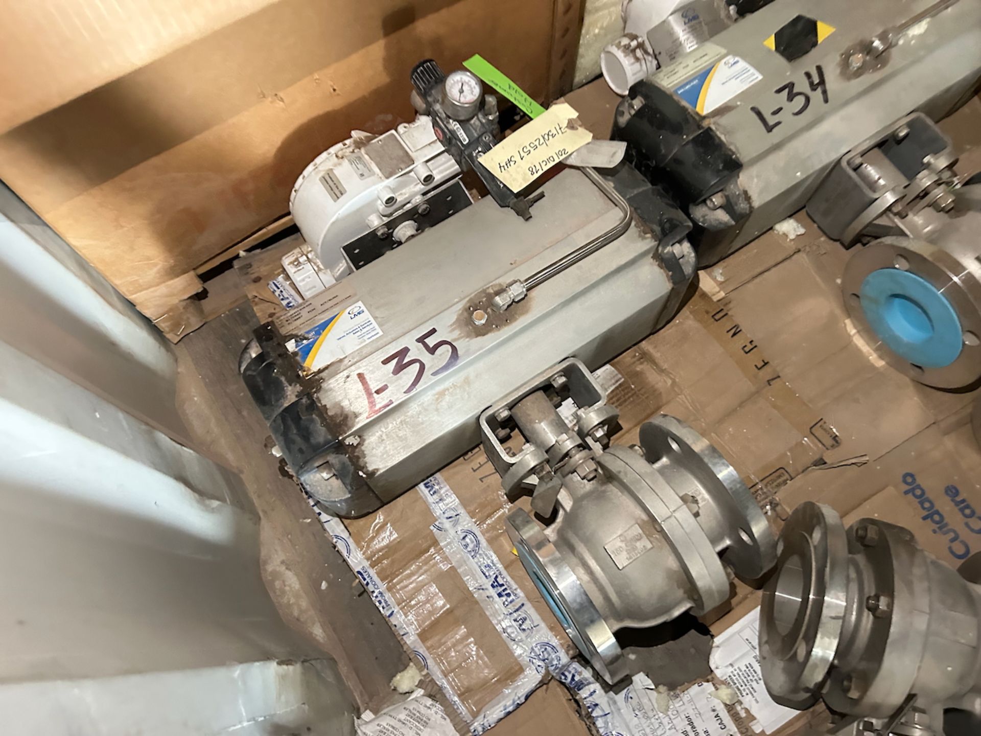 (NEW) 2 Automatic Ball Valves with Pneumatic Actuator Brand Lmg ...