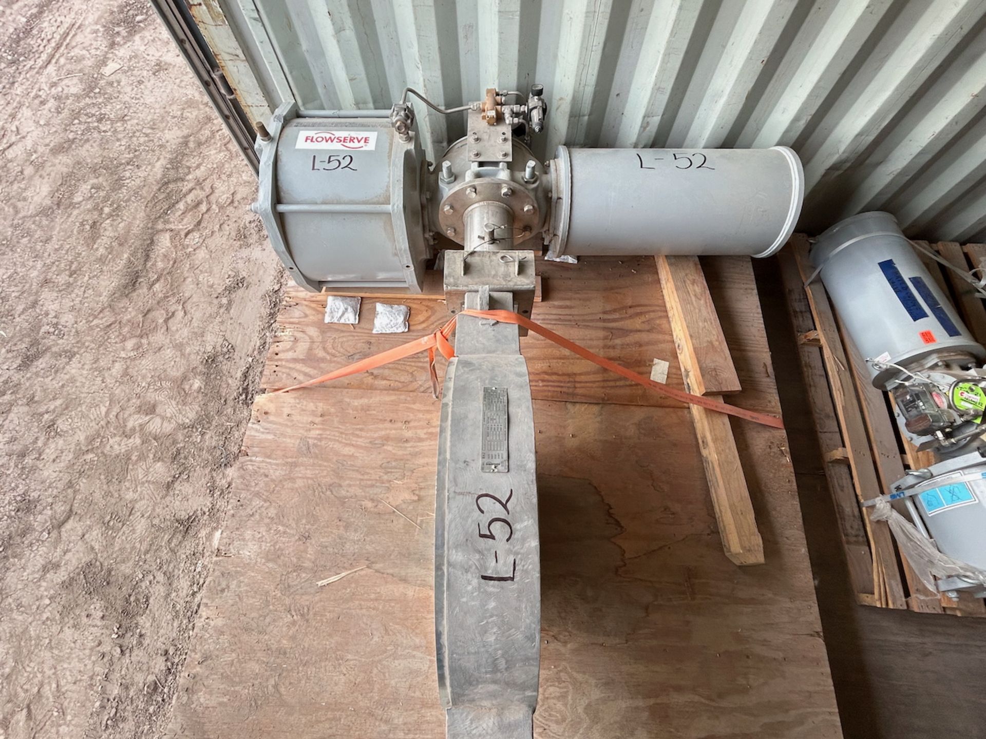 (NEW) Control Valve Mfr Quadrant Class 150, 30" Actuator Mfr Flowserve ...